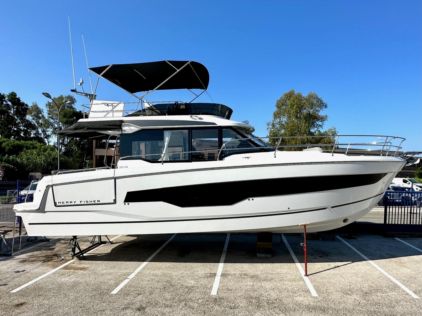 2023 Jeanneau MERRY FISHER 1295 FLY Flybridge for sale - YachtWorld