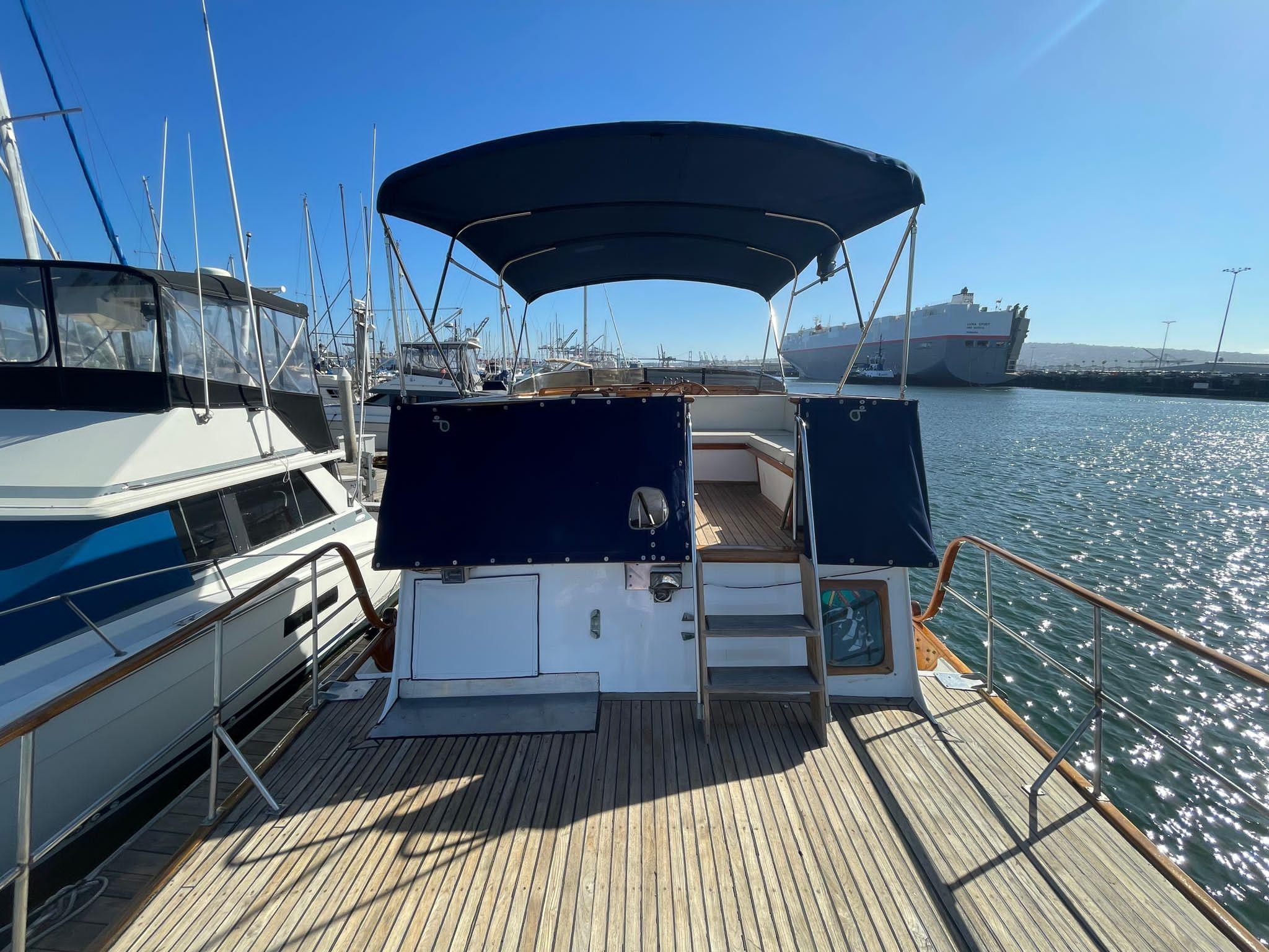 1979 Sea Ranger 39 DC Trawlers à vendre - YachtWorld