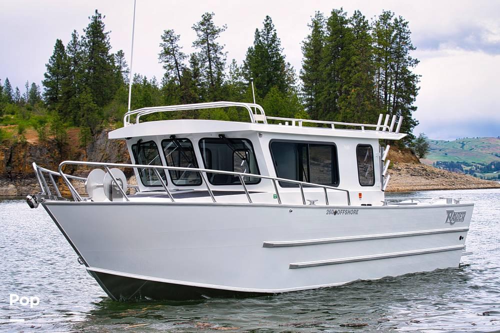 Raider boats store