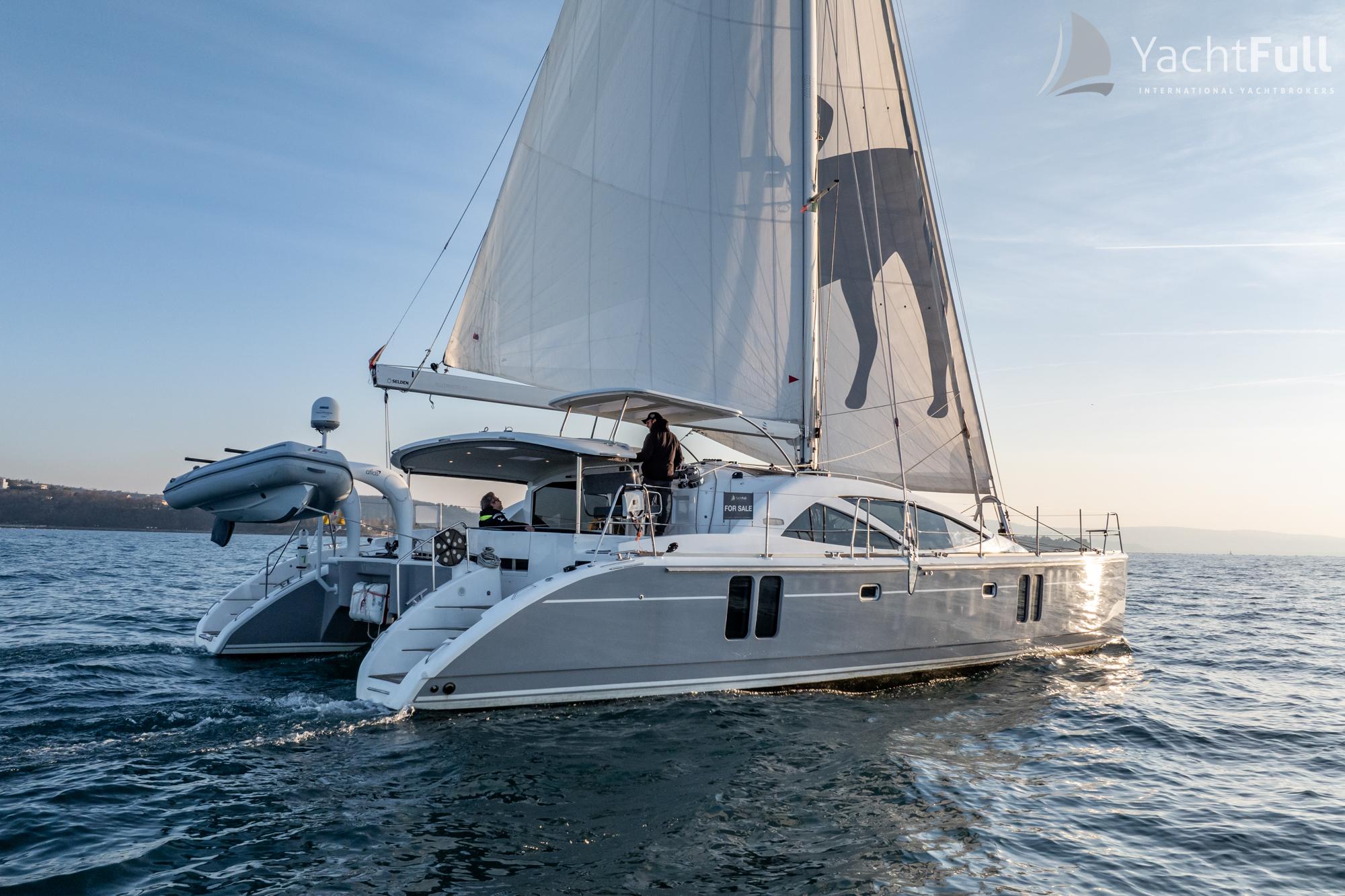 2020 Discovery Bluewater Catamaran for sale - YachtWorld