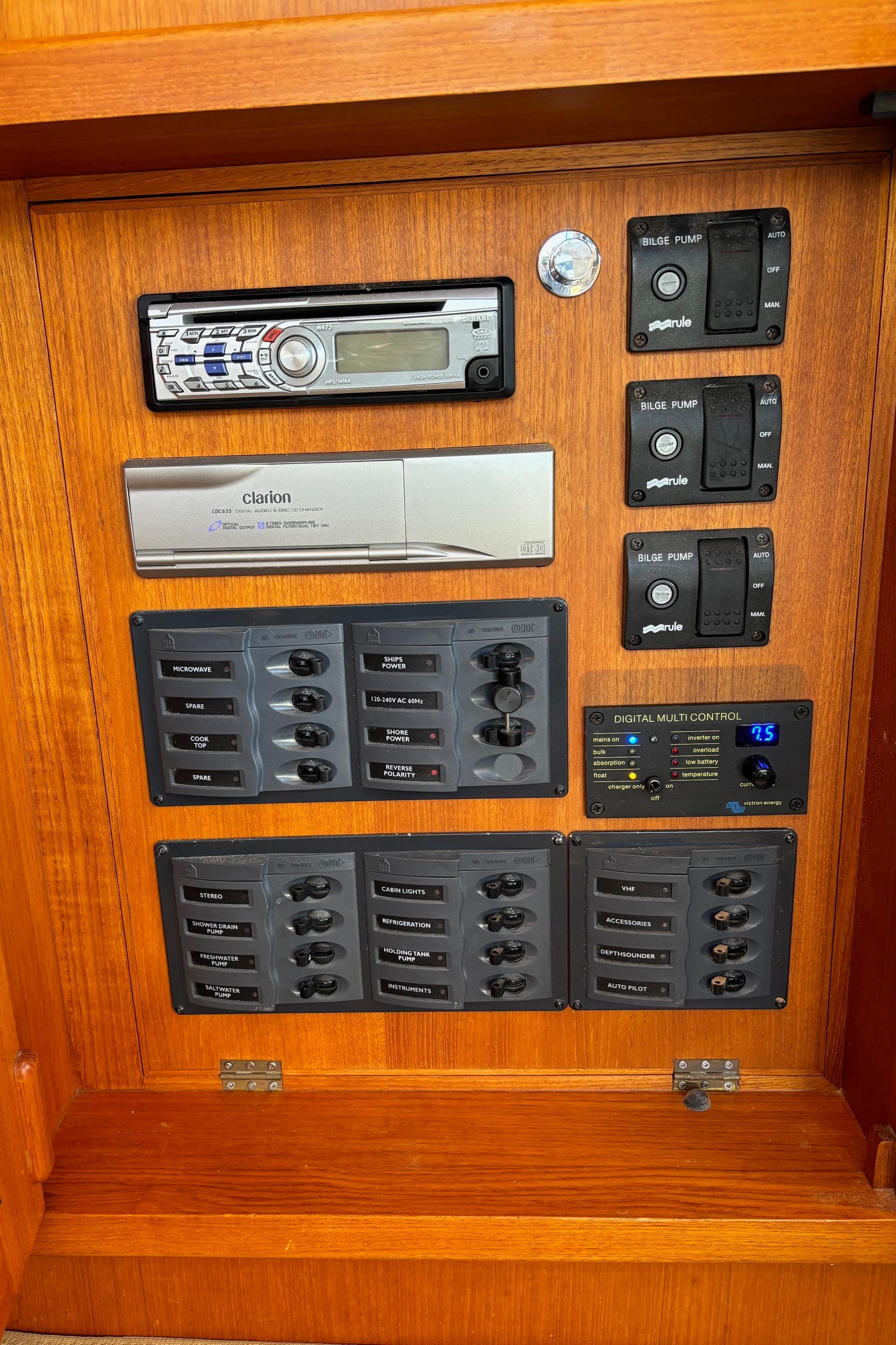 2002 Palm Beach Motor Yachts Avalon Express Cruiser for sale - YachtWorld