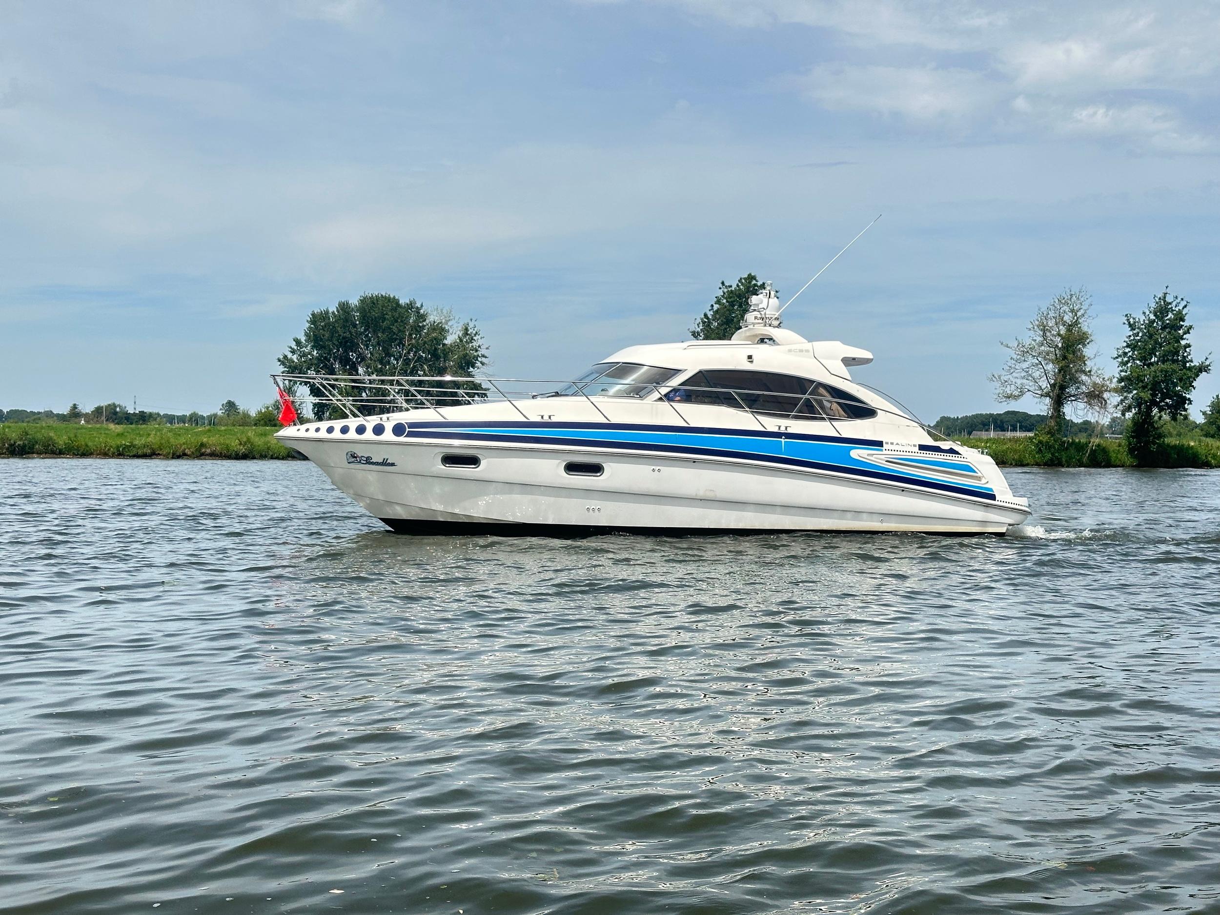 Sealine SC39 | 12m | 2008 | Boats and Outboards
