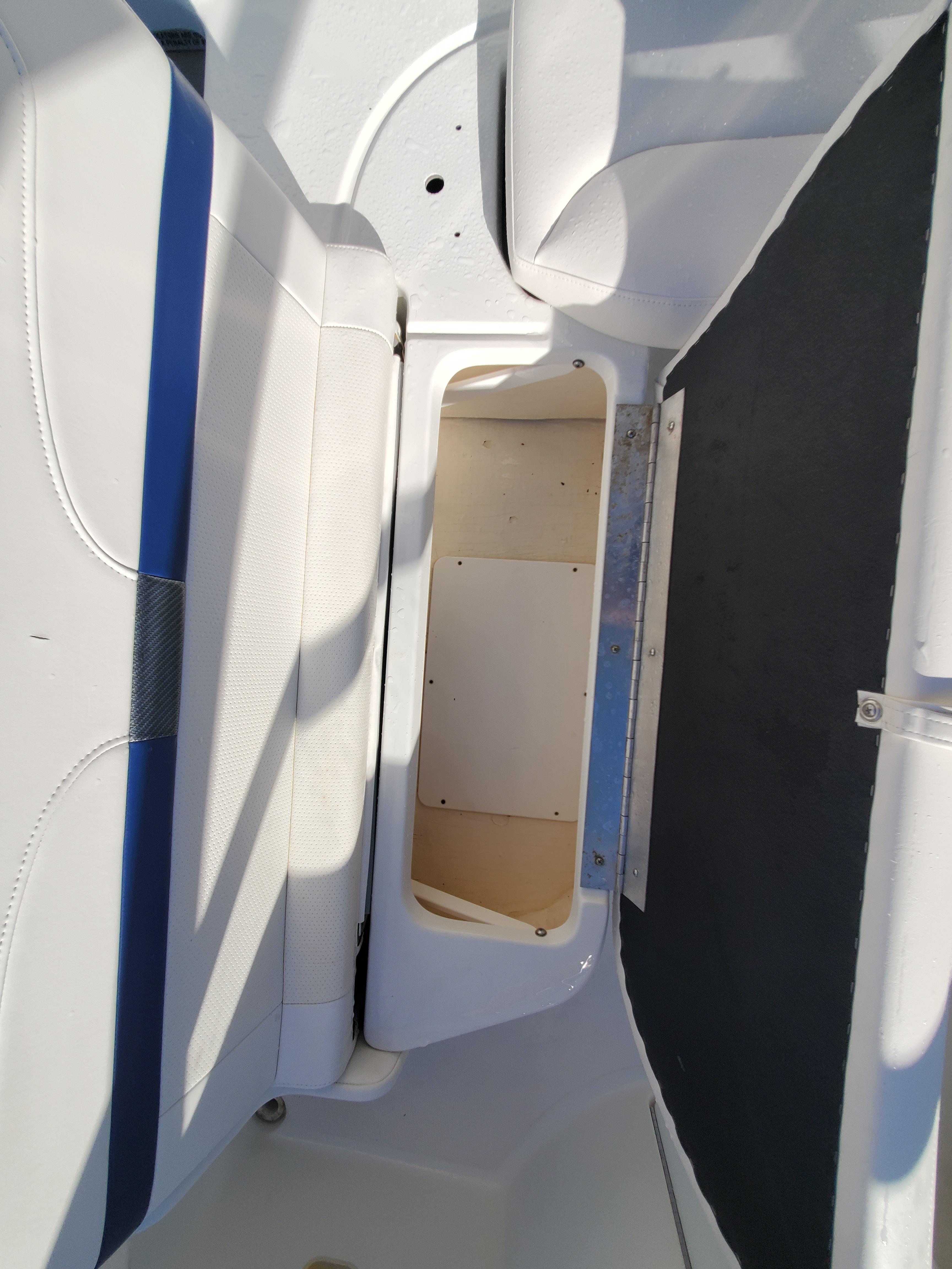 2005 Formula 240 Bowrider Runabout for sale - YachtWorld