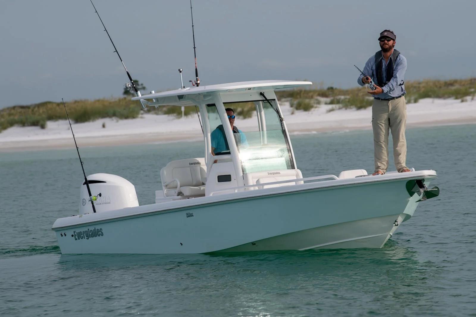 2025 Everglades 253 CC Center Console for sale - YachtWorld