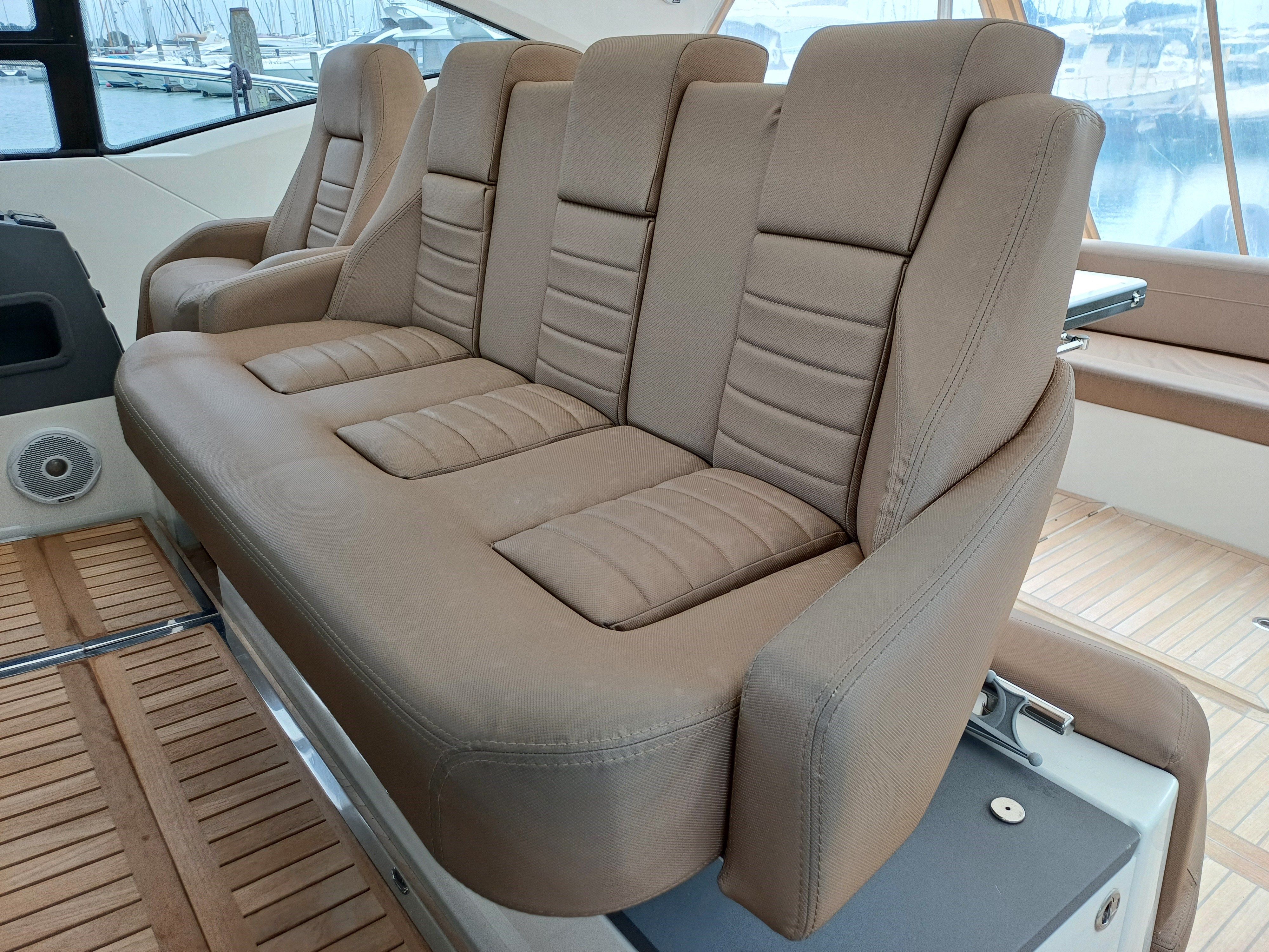 Windy 46 Chinook | 2018 | 46ft | Boatshop24