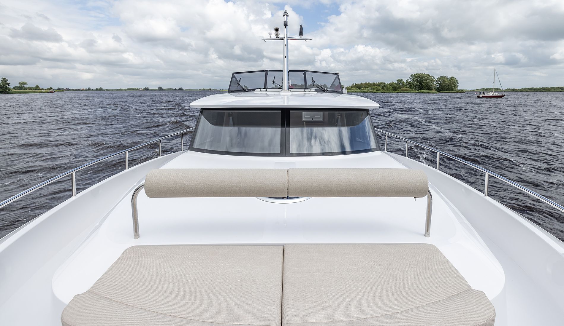 Boarncruiser 44 Elegance - AC Nuevo - Cosas de Barcos