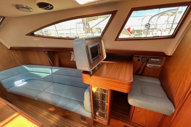 2011 Southerly 32 Cruiser for sale - YachtWorld