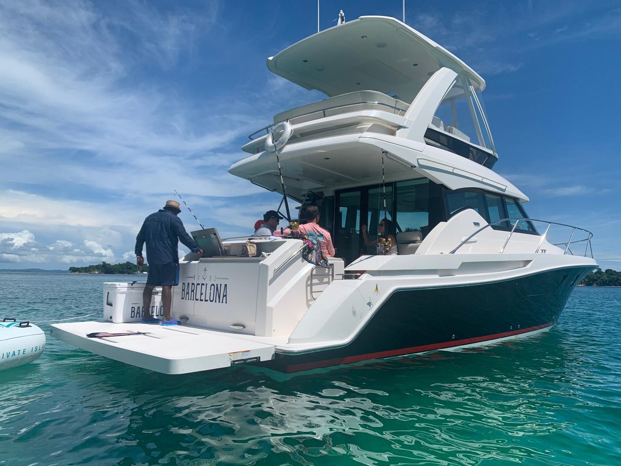 2019 Tiara Yachts F44 Flybridge Flybridge for sale - YachtWorld