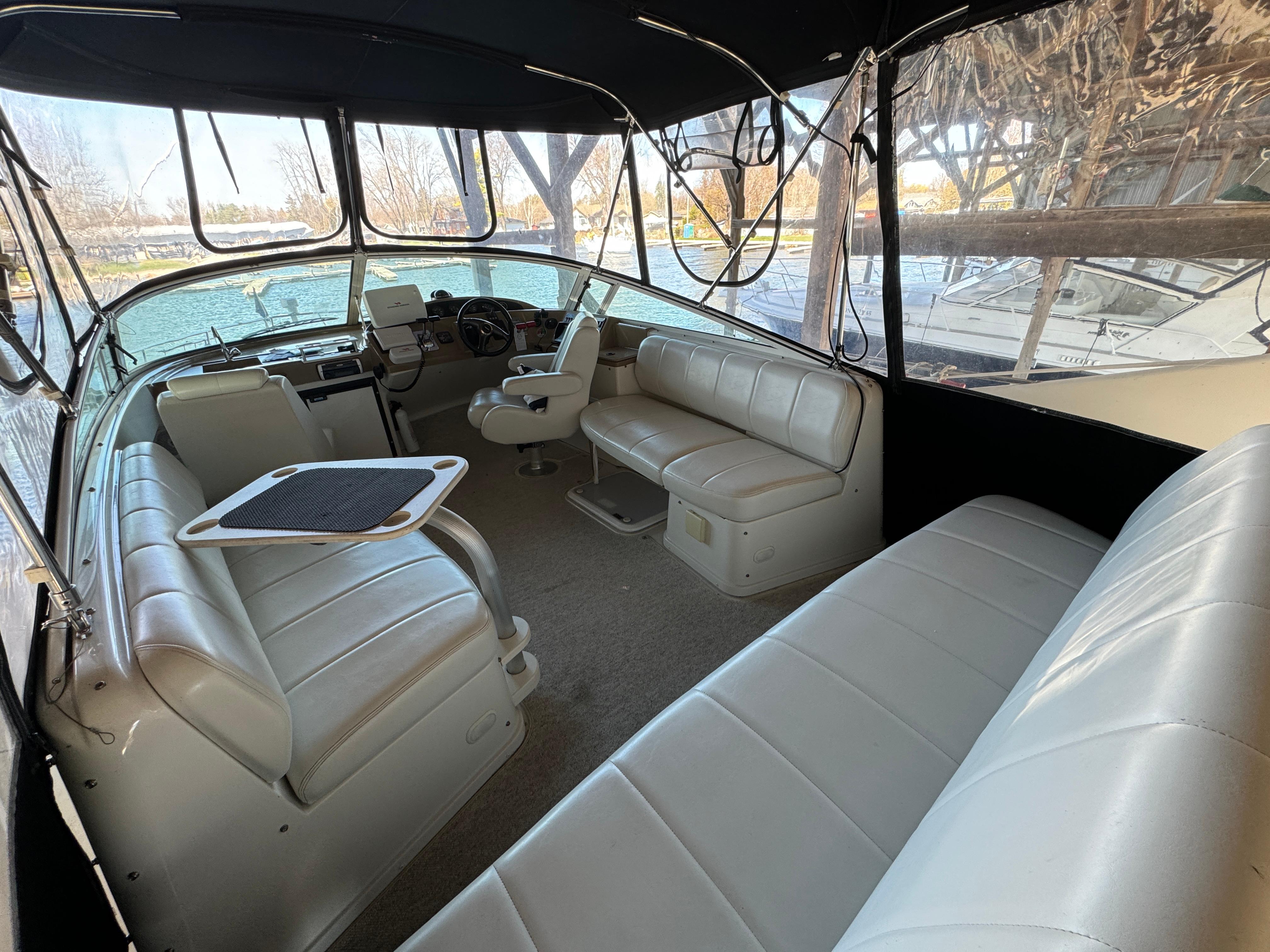 2003 Carver 350 Mariner Cruiser for sale - YachtWorld