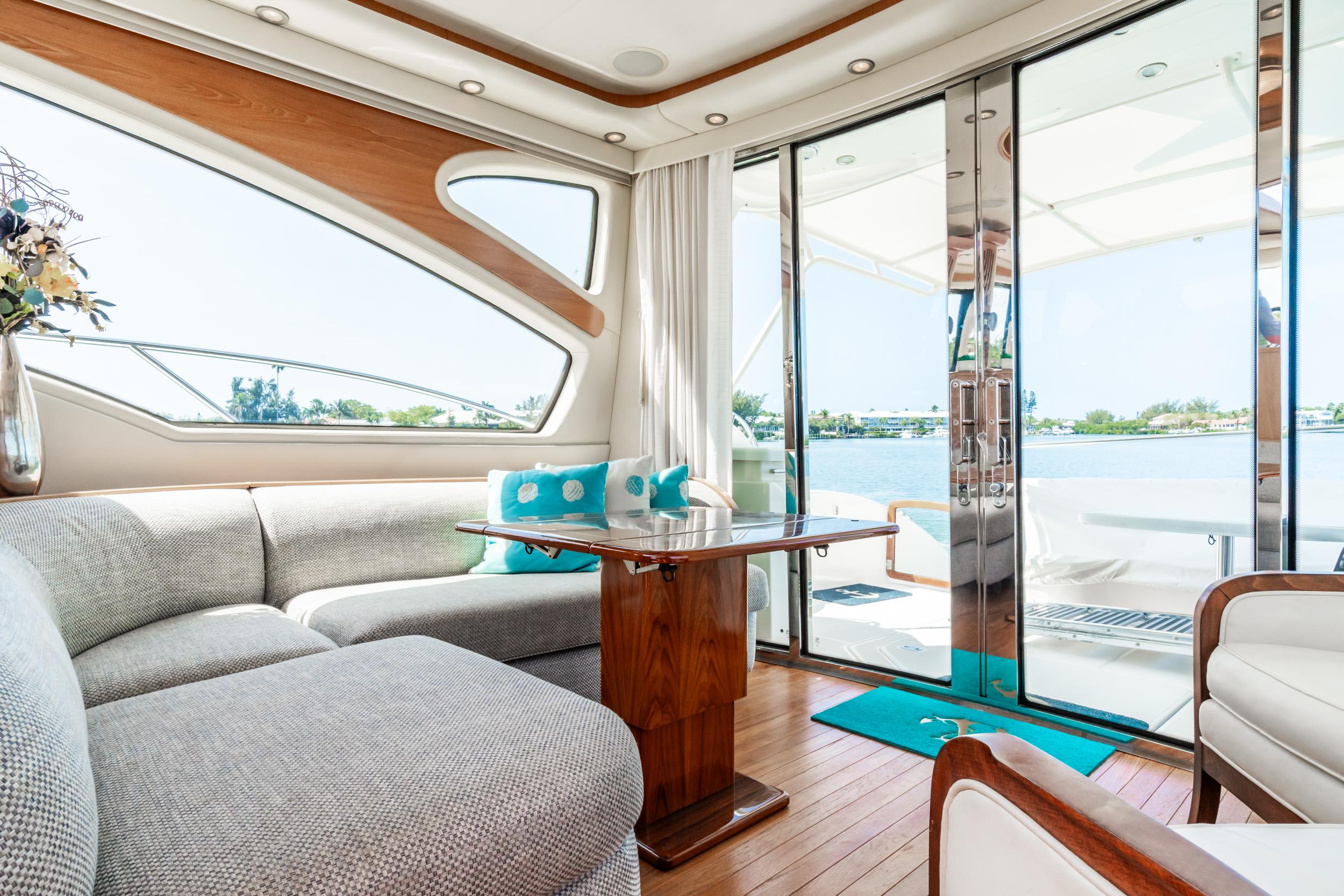 2009 Tiara Yachts 5800 Sovran Express Cruiser for sale - YachtWorld