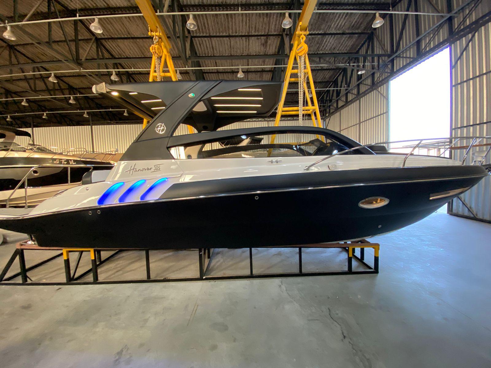 2024 Hanover 305 Motor Yachts for sale - YachtWorld