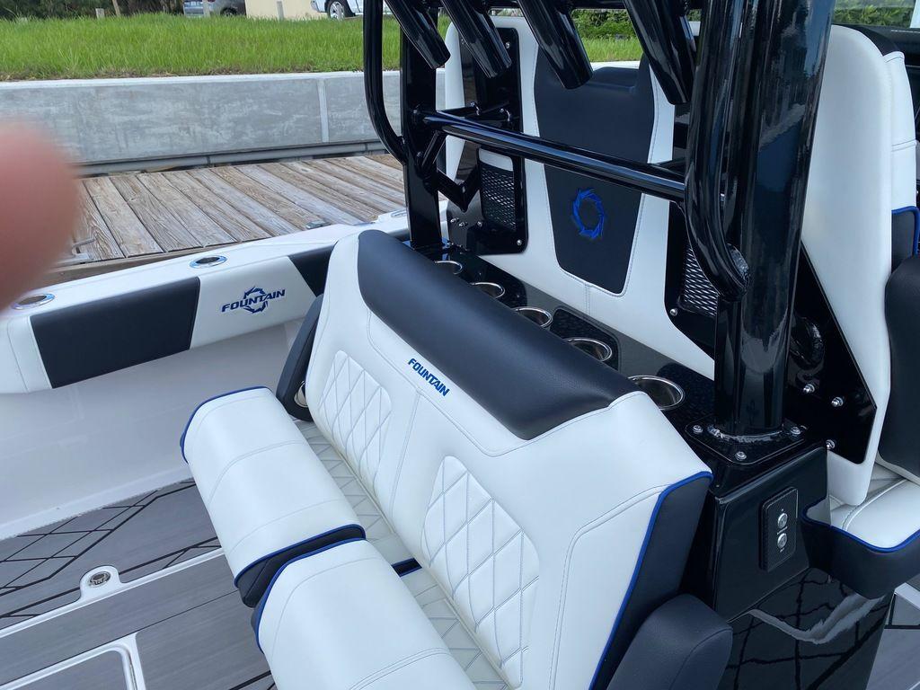 2025 Fountain 32 NX Center Console for sale - YachtWorld