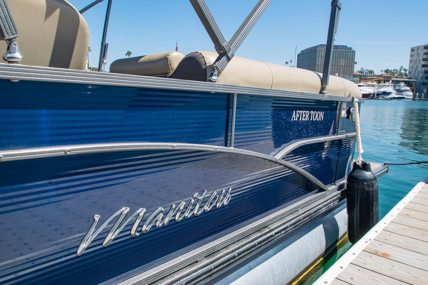2021 Manitou Oasis SHP Pontoon for sale - YachtWorld