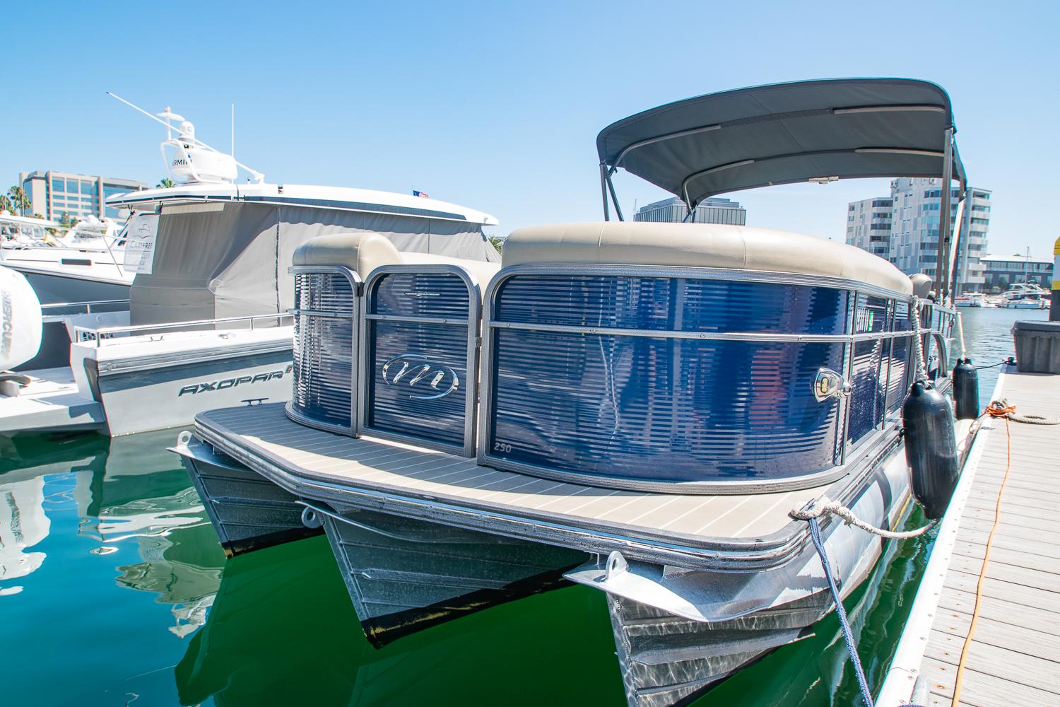 2021 Manitou Oasis SHP Pontoon for sale - YachtWorld