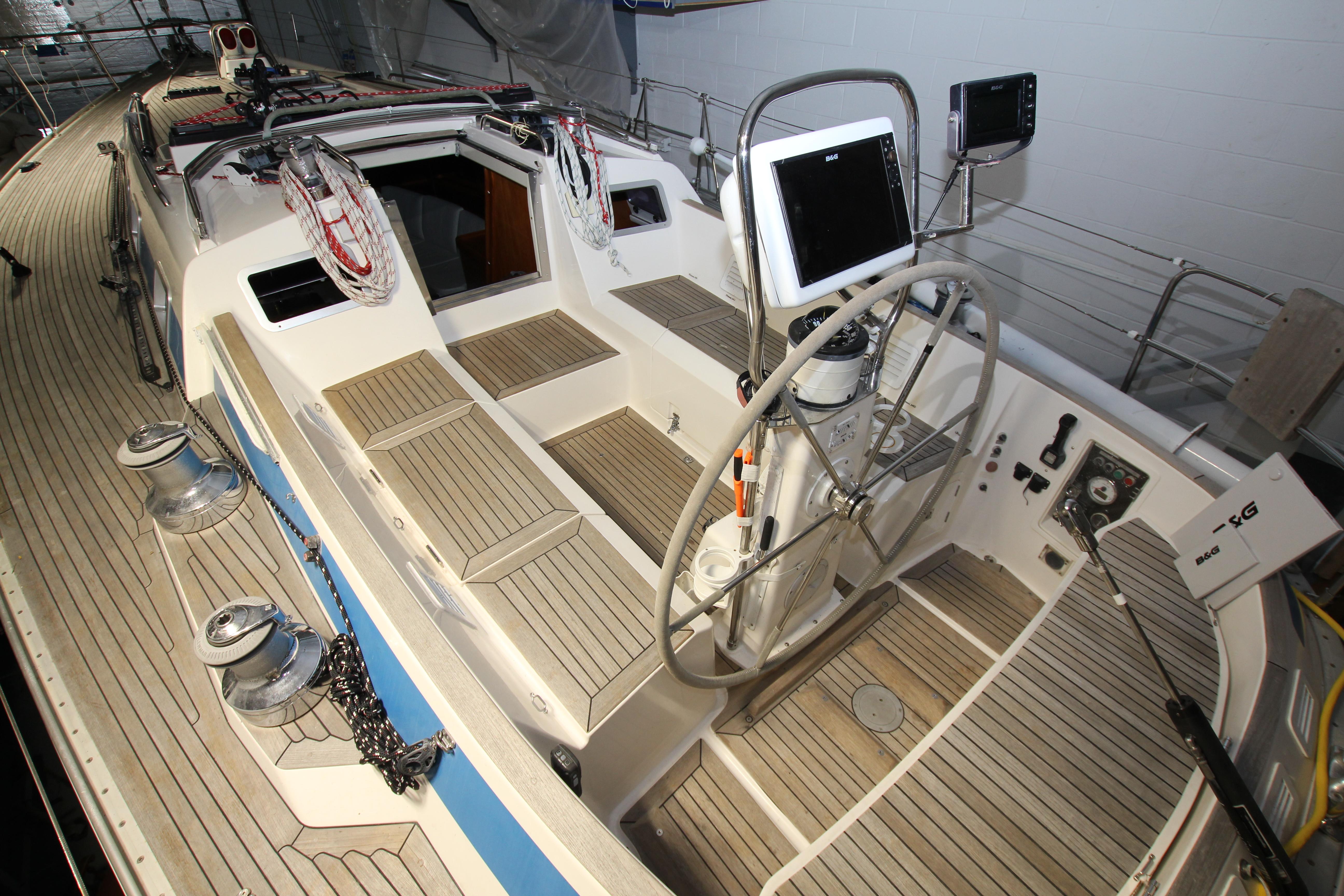 2000 Nautor Swan 44 MKII Racer/Cruiser for sale - YachtWorld