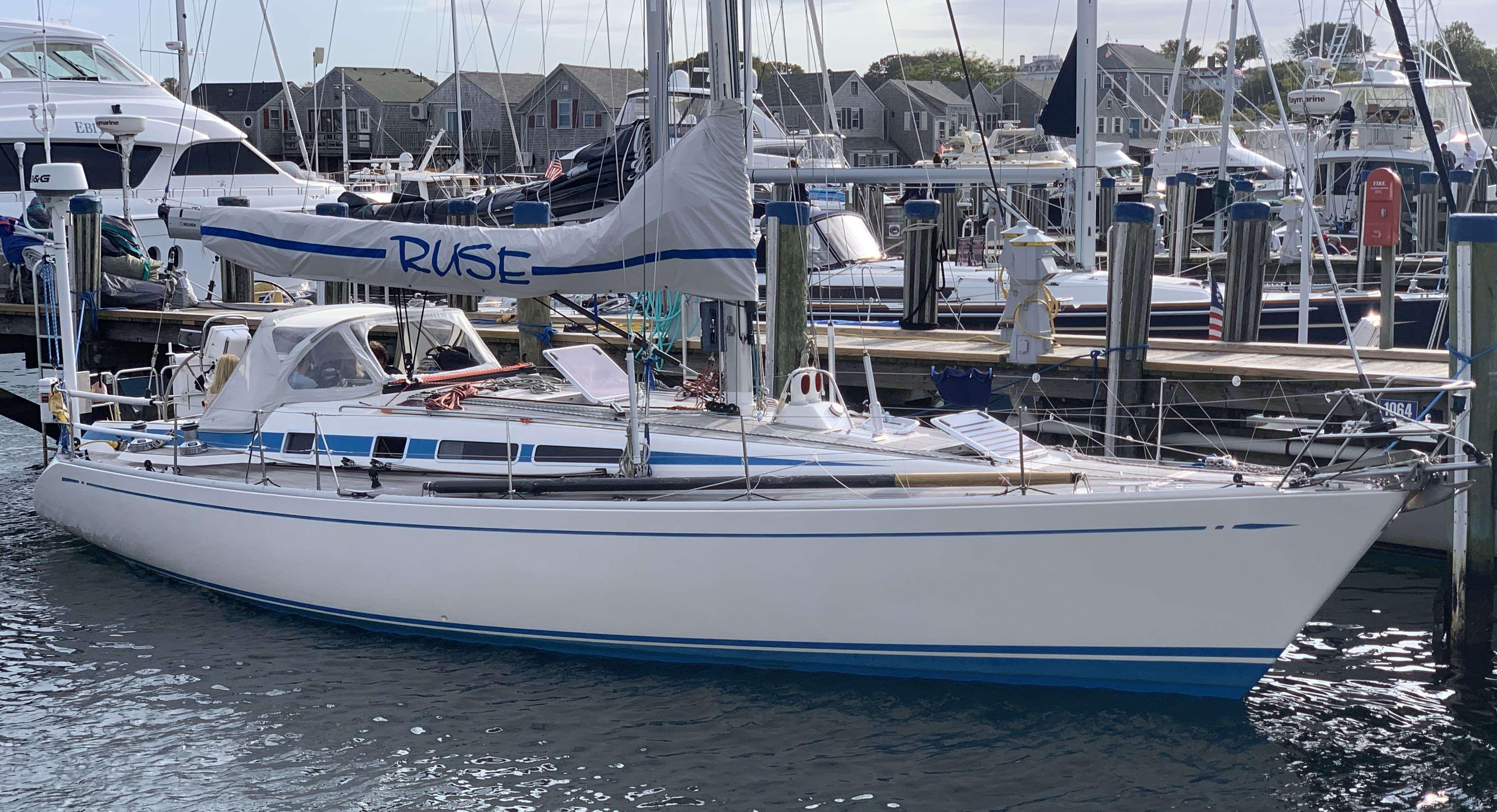 2000 Nautor Swan 44 MKII Racer/Cruiser for sale - YachtWorld