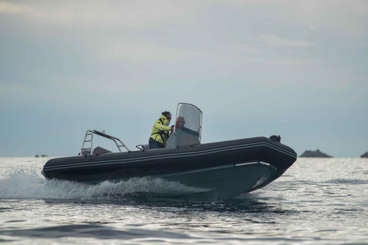 Bombard Explorer 600 Nuevo en Manche ( 50 ) - Cosas de Barcos