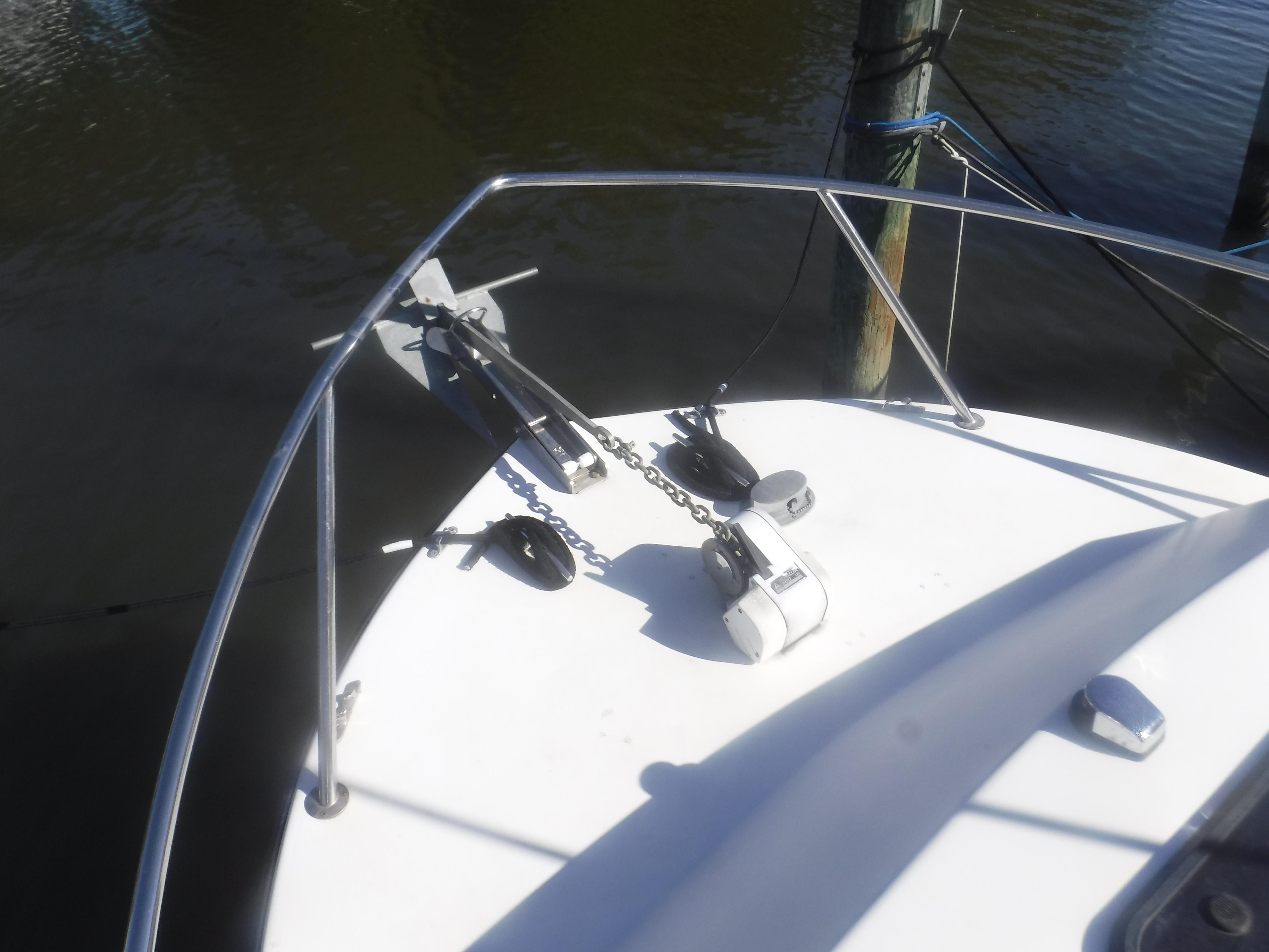 1996 May-Craft 2700 Pilothouse Cabin Pilothouse for sale - YachtWorld