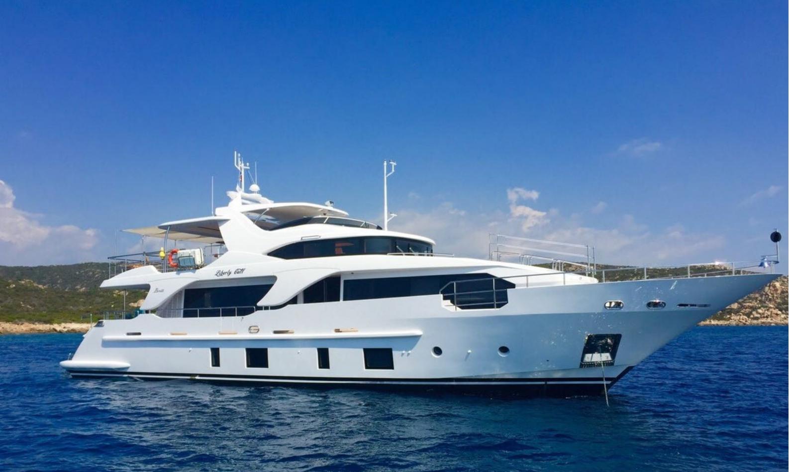 Benetti Delfino 93 | 2015 | 29m | Boatshop24