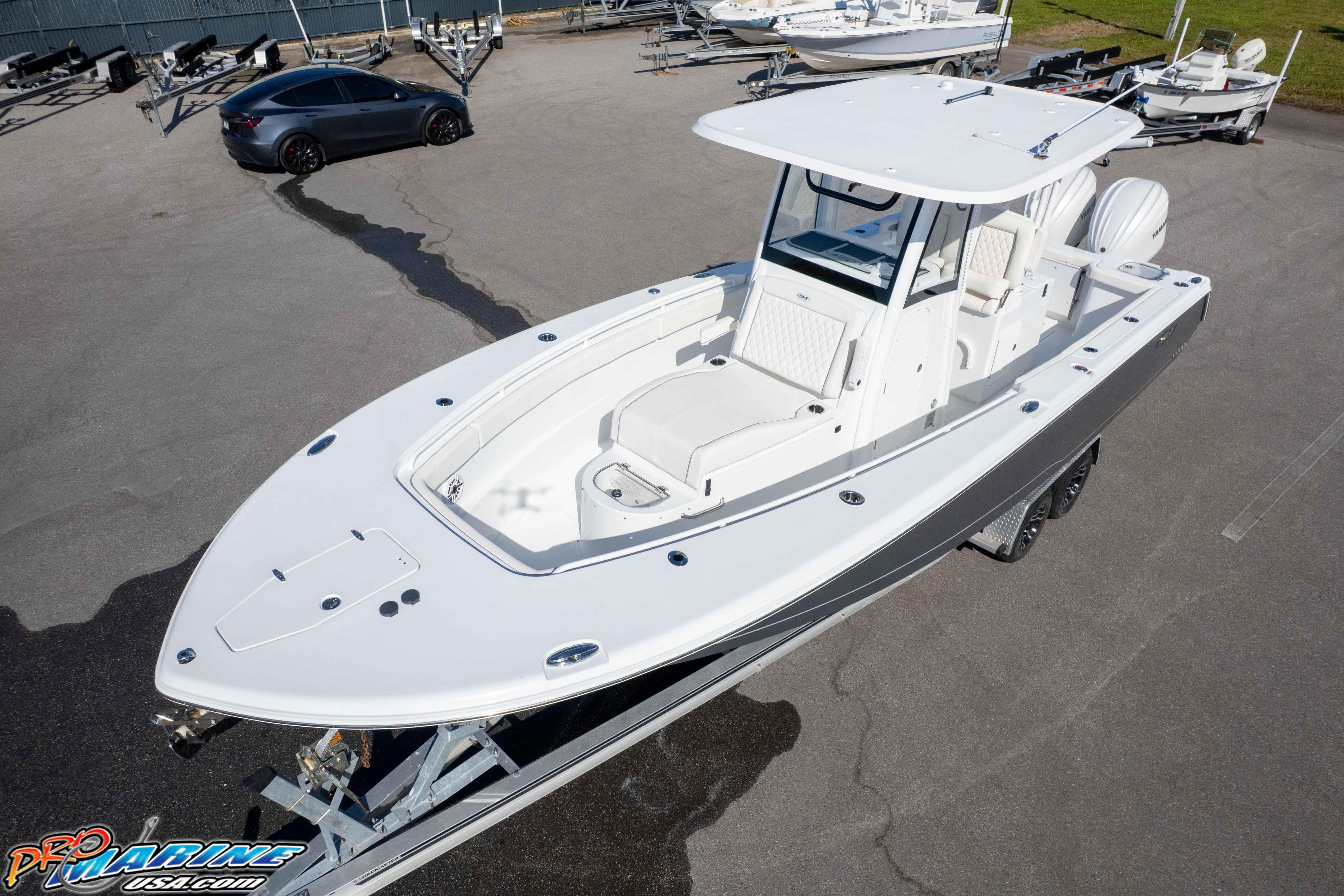 2026 Sea Hunt Gamefish 28 Coffin Box Pesqueros de agua salada en venta ...