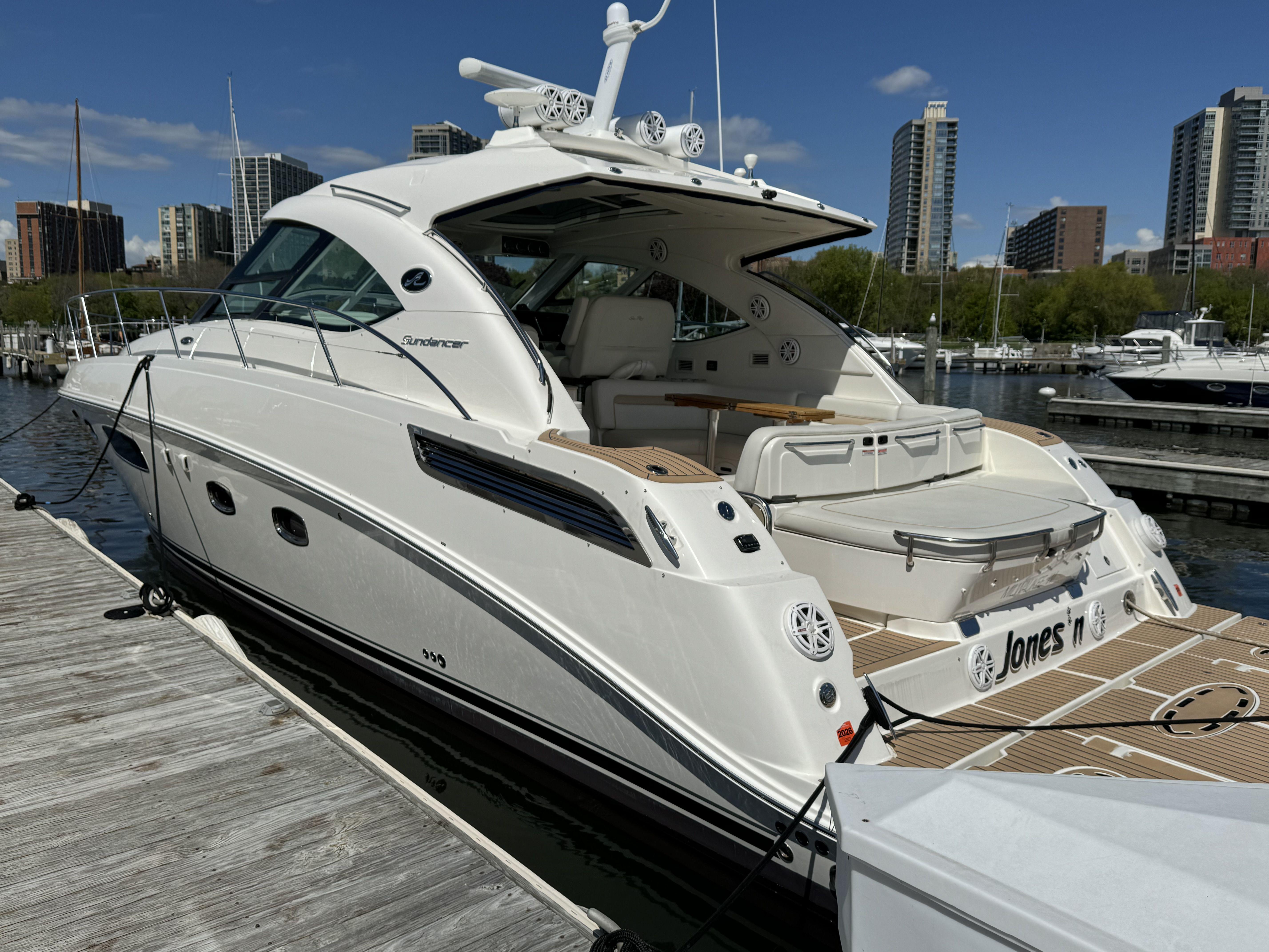 2009 Sea Ray 43 Sundancer Motor Yachts for sale - YachtWorld