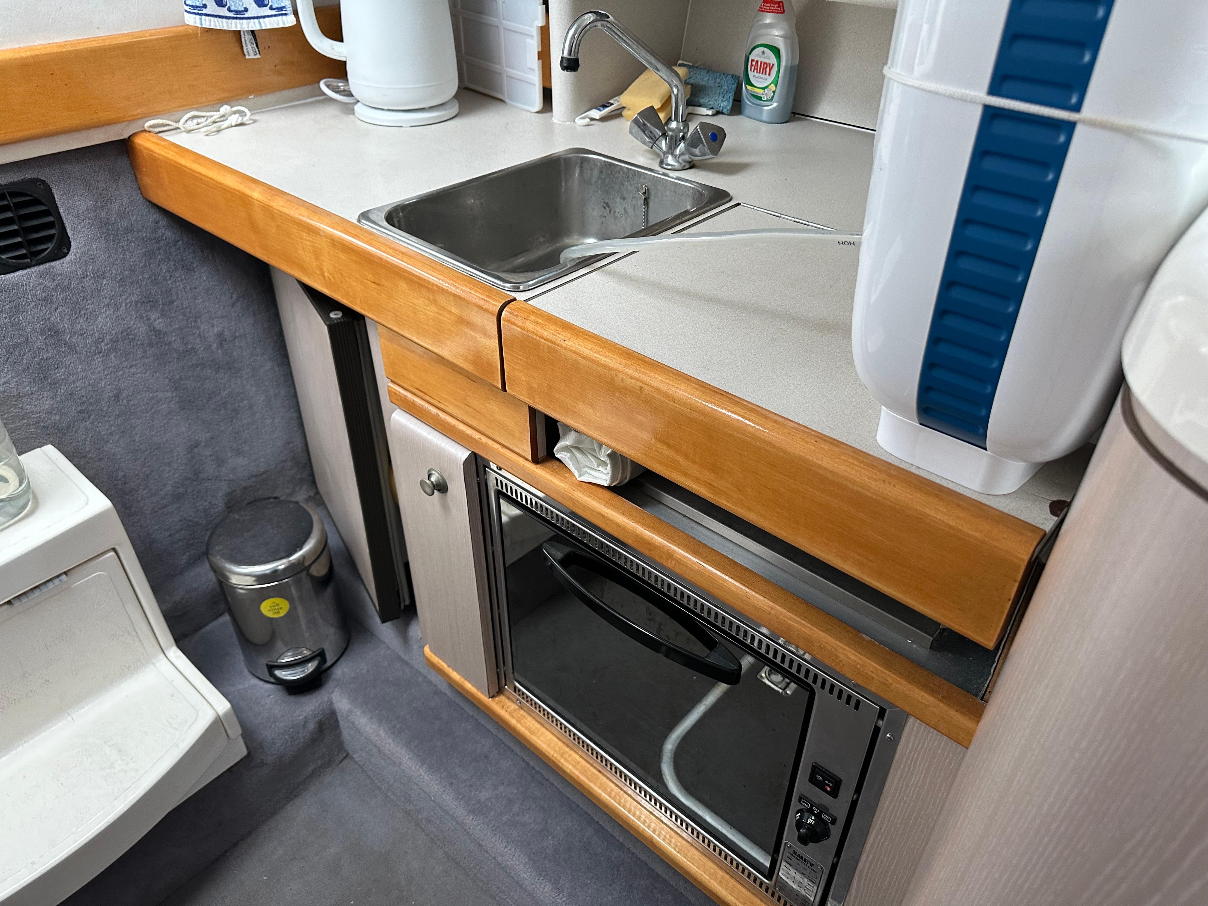 1992 Sealine 260 Senator Sports Cruiser for sale - YachtWorld