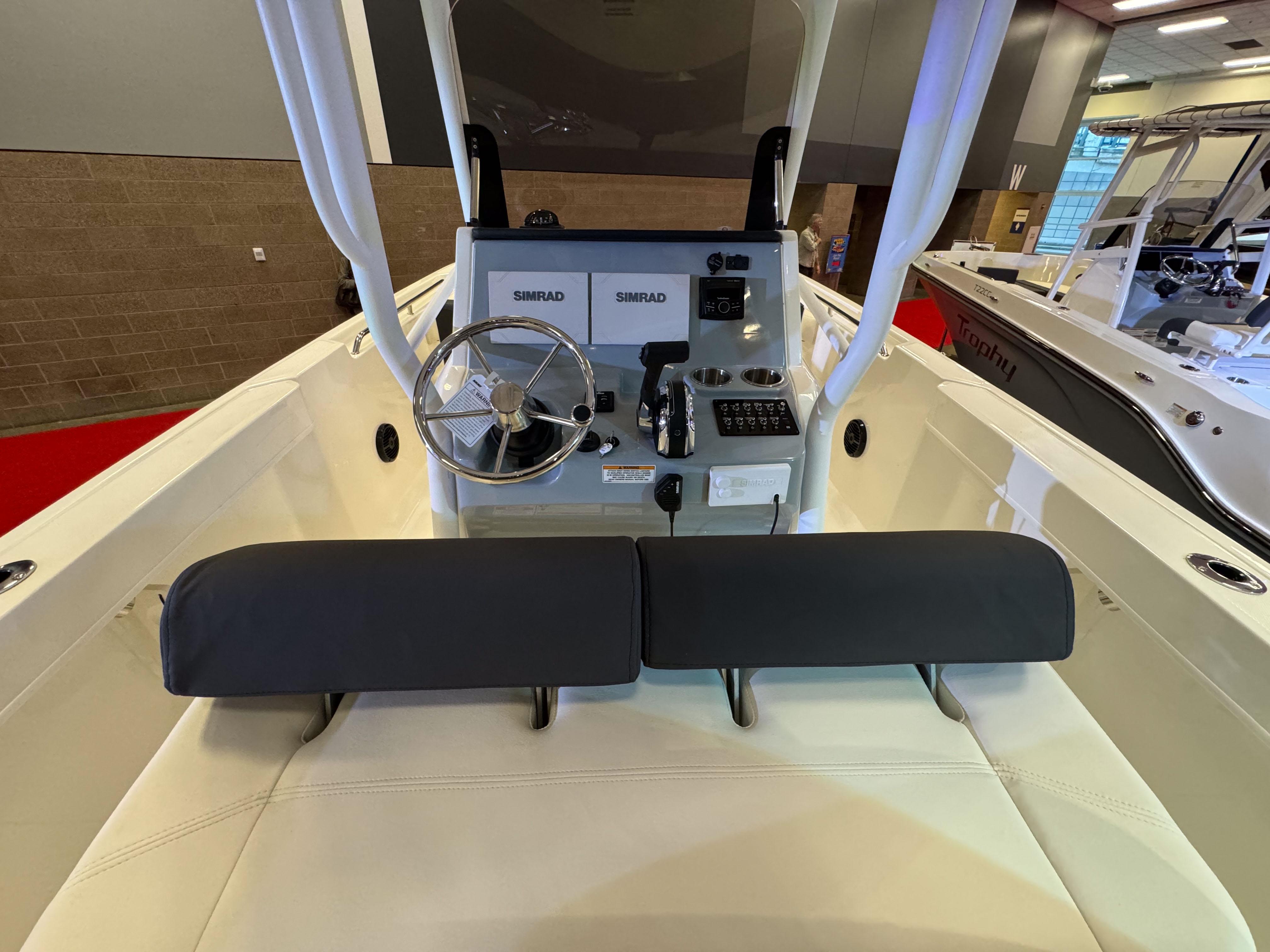 2024 Trophy TROPHY T24CC Center Console Boote Kaufen - YachtWorld