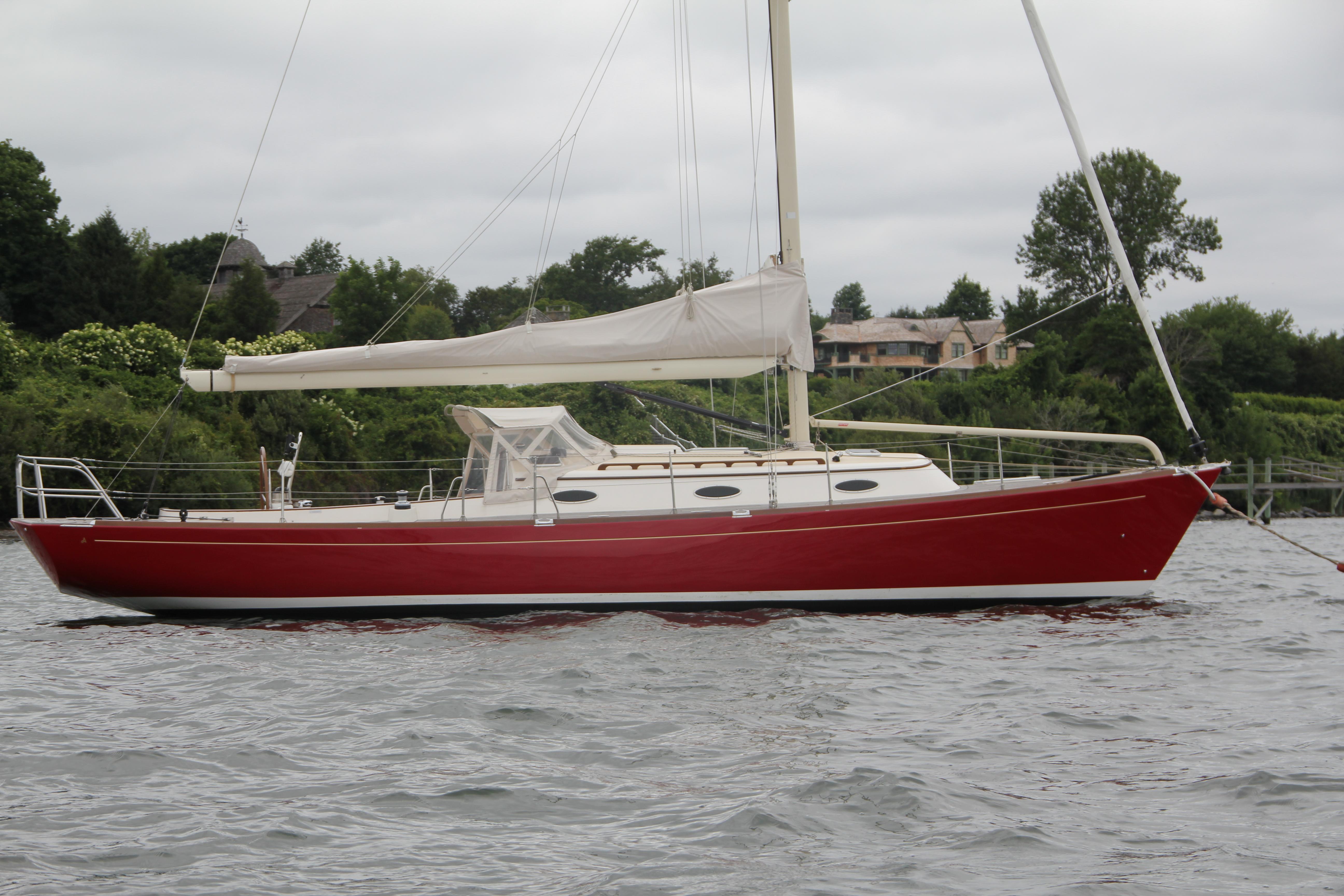 2016 Alerion 41 Daysailer for sale - YachtWorld
