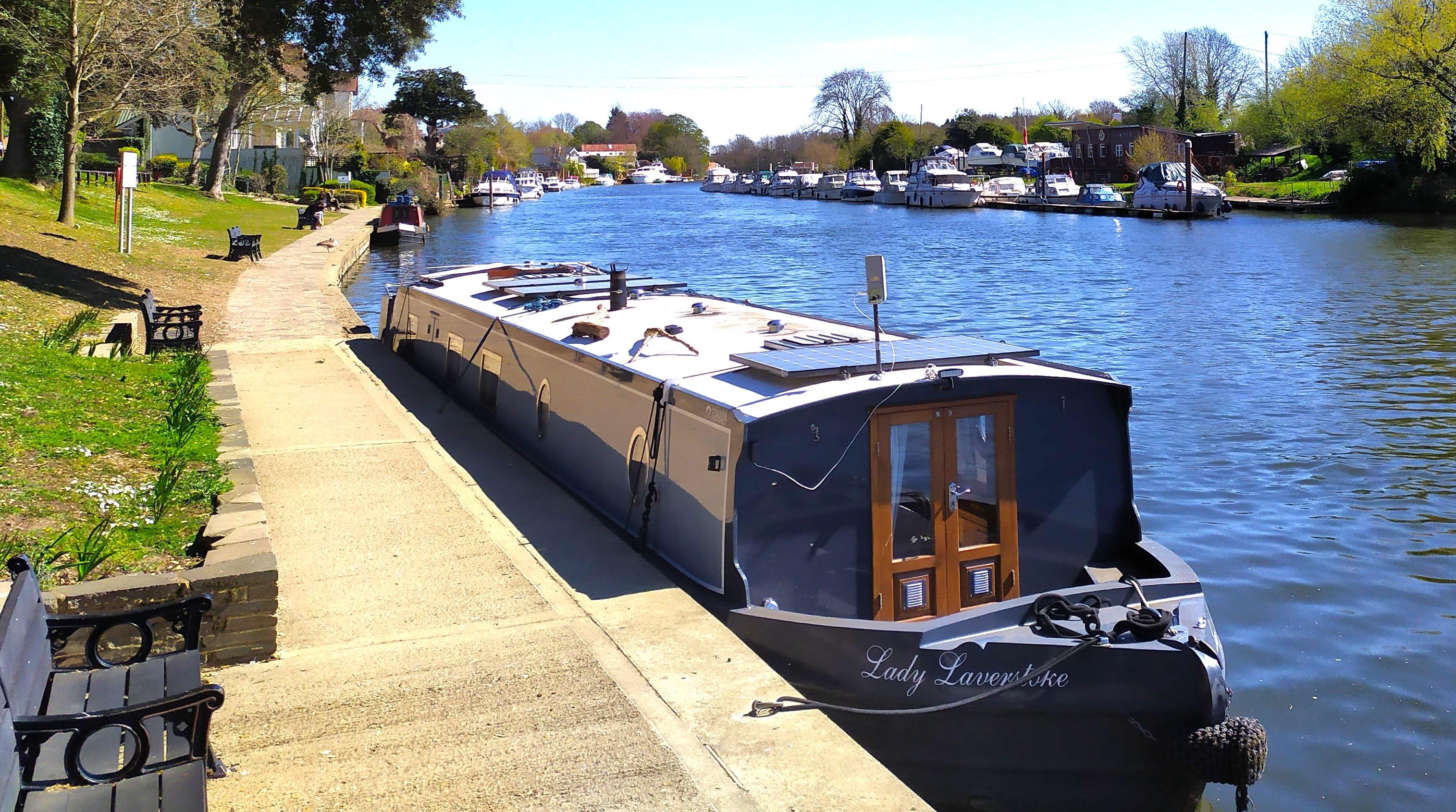 Used 2018 Collingwood Eurocruiser 60 x 10 Wide Beam Chertsey, Surrey ...