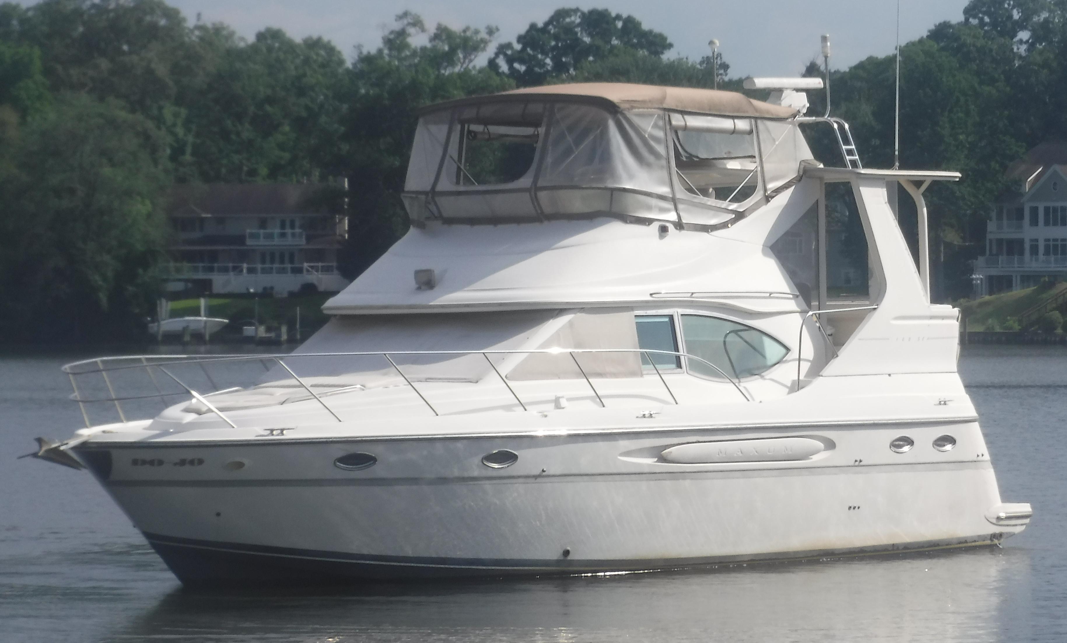1998 Maxum 4100 SCA Aft Cabin for sale - YachtWorld