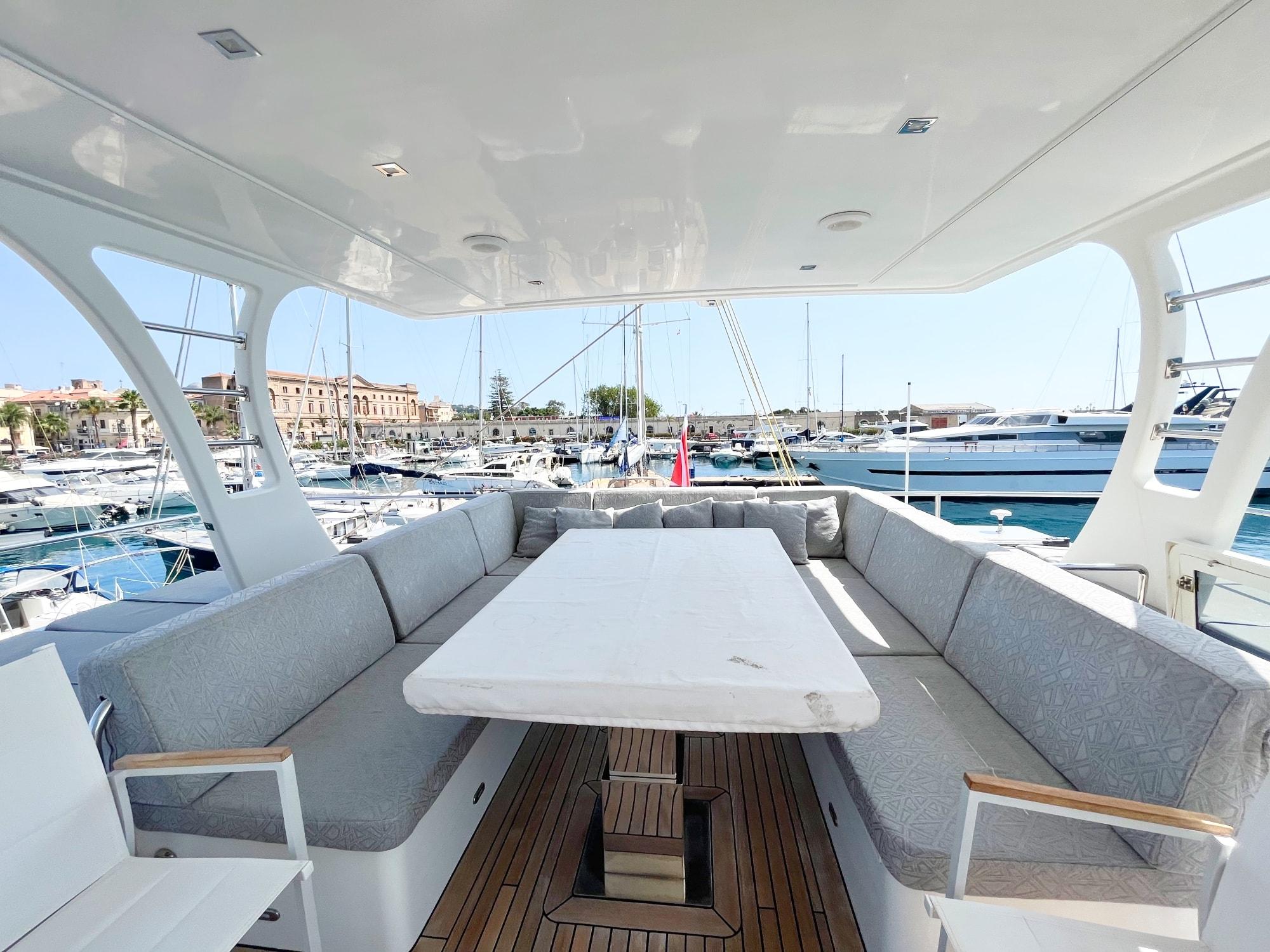 2015 Sunreef 74 Commercial for sale - YachtWorld