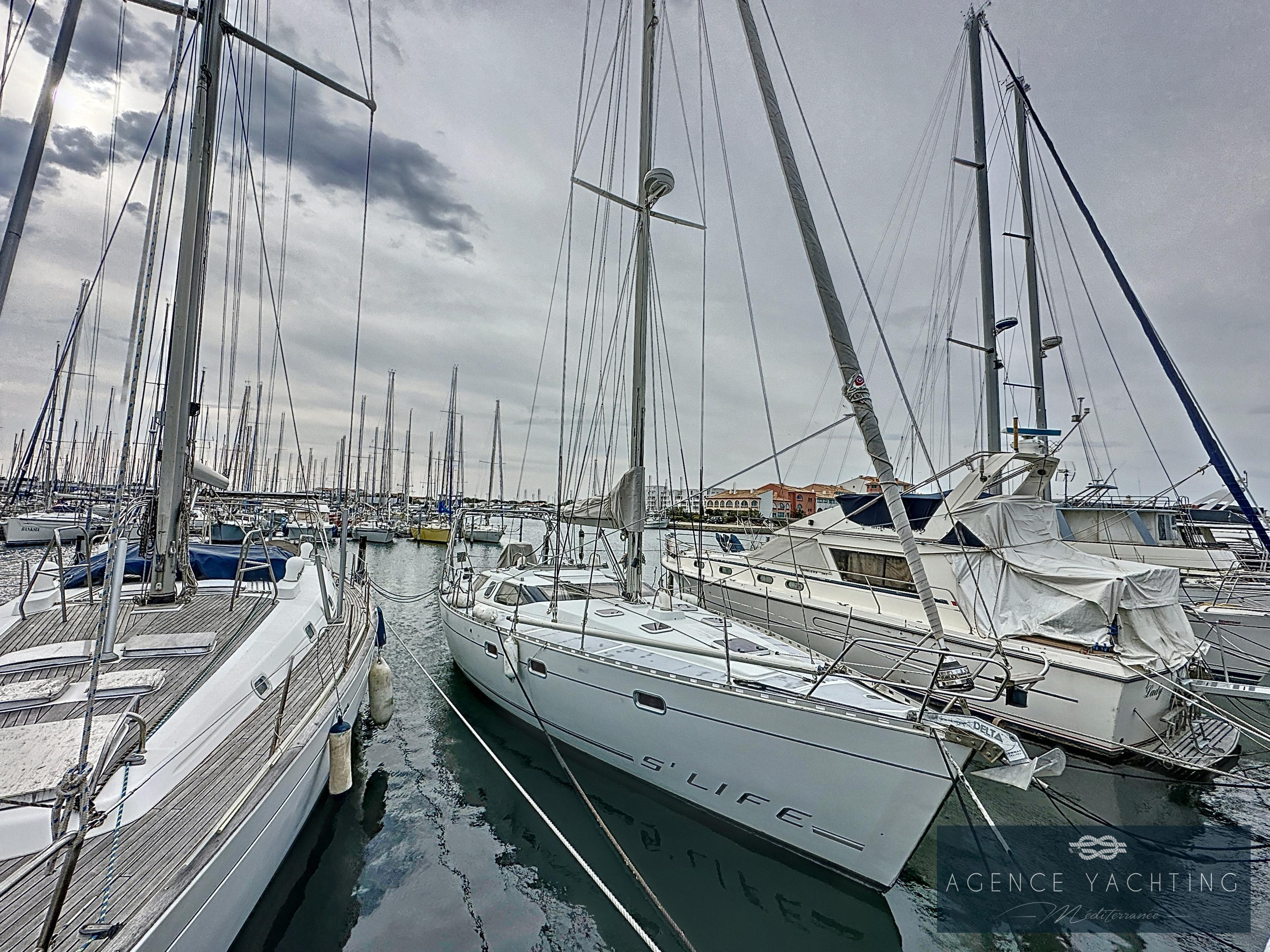 Kirie Feeling 416 13m 1989, Łodzie żaglowe typu Slup- Pyrénées ...