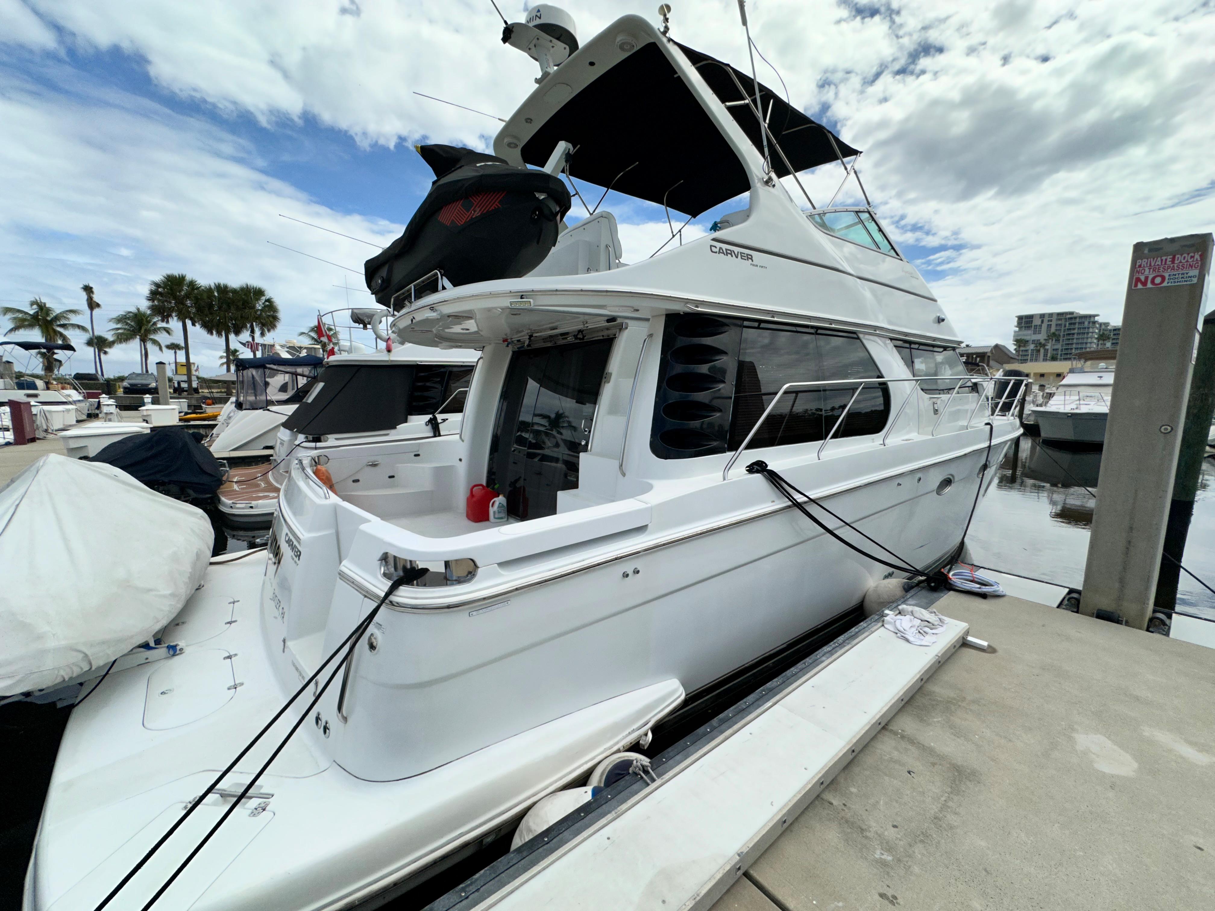 1999 Carver 450 Pilothouse Flybridge for sale - YachtWorld