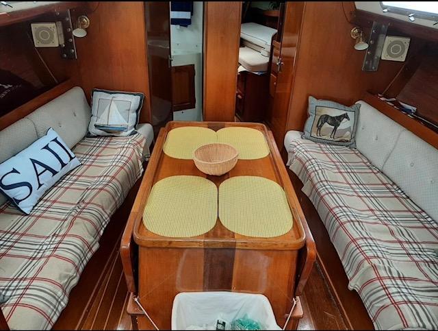 1988 J Boats J37 Sloop for sale - YachtWorld