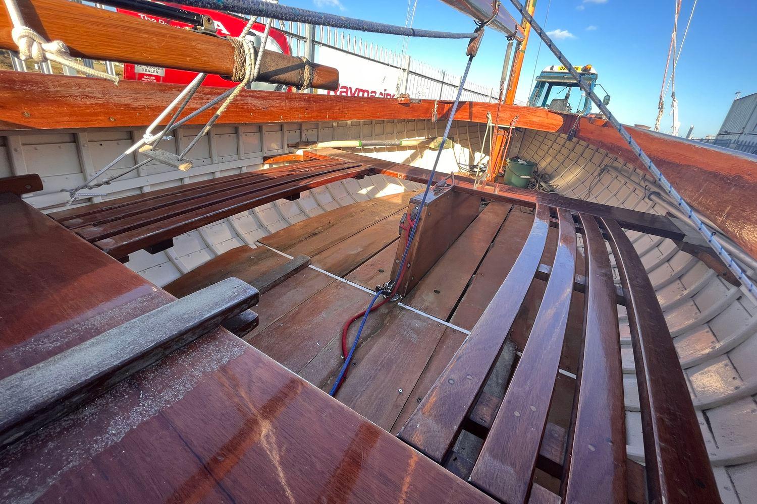 2002 Clinker Sailing dayboat Dinghy for sale - YachtWorld