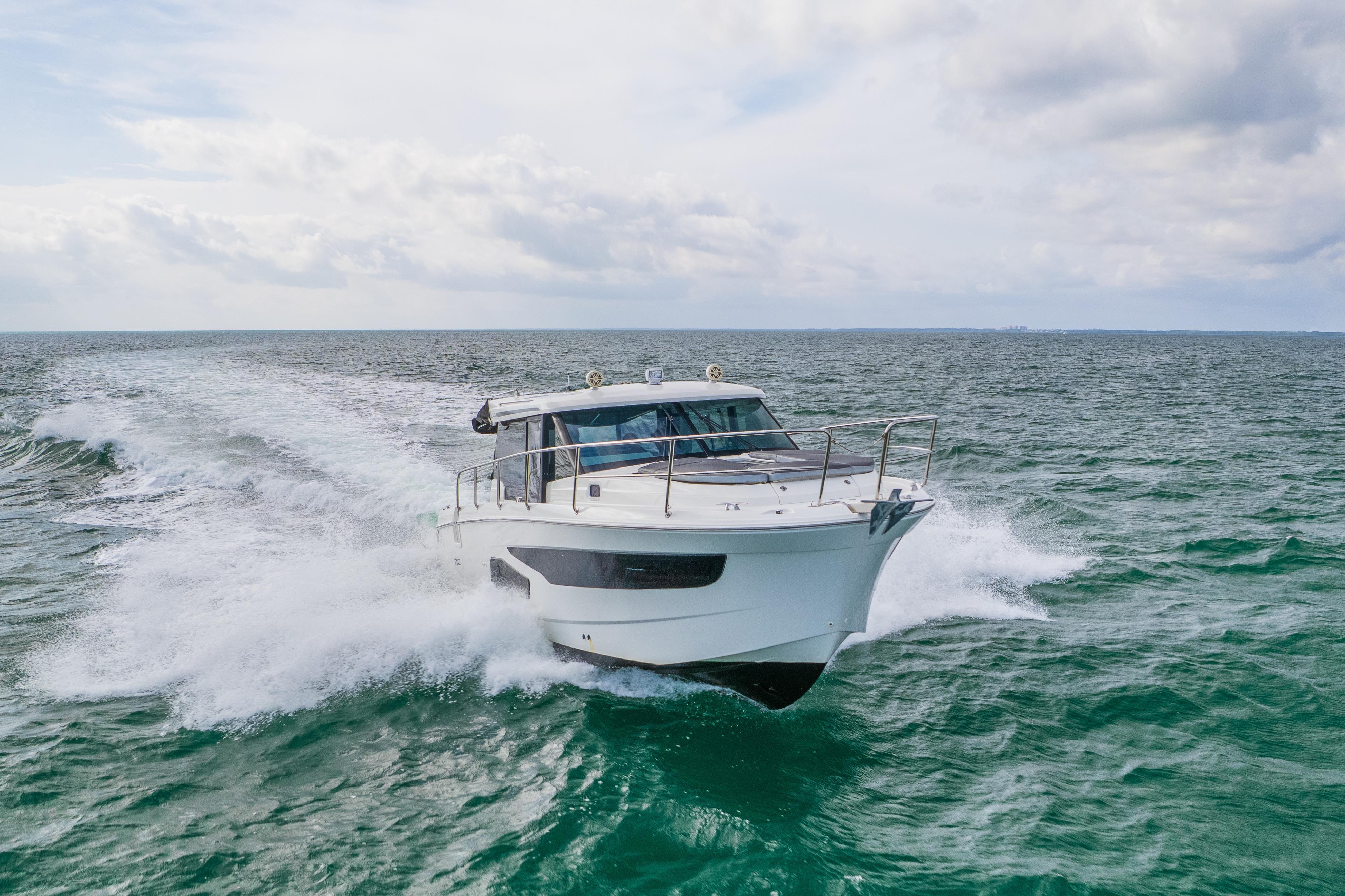 2019 Jeanneau NC 1095 Cruiser for sale - YachtWorld