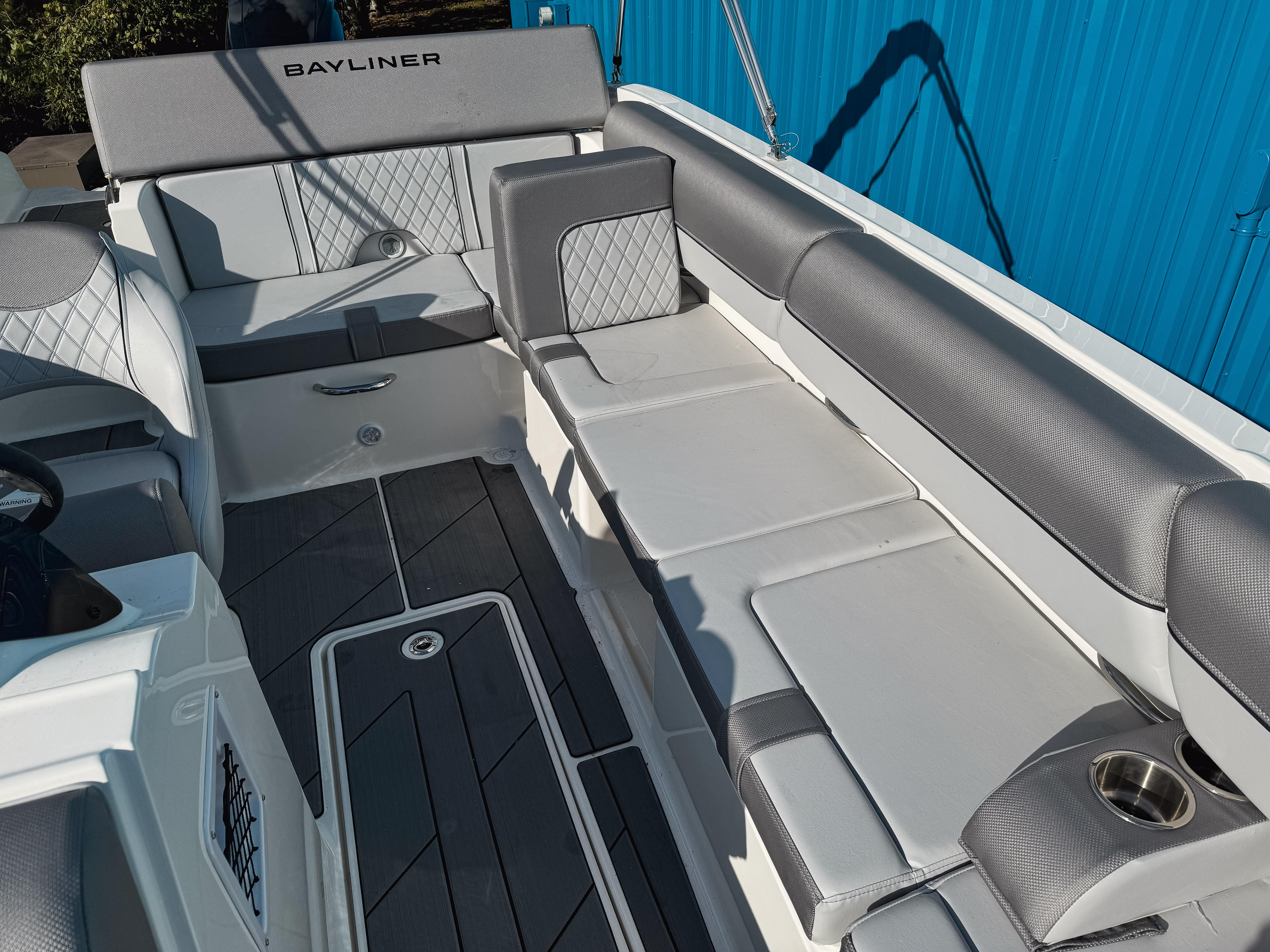 2024 Bayliner DX 2000 Deck for sale - YachtWorld