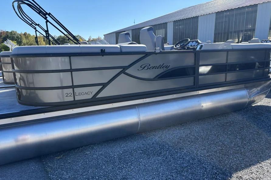 2026 Bentley Pontoons Legacy 223 Navigator Barcos pontón en venta ...
