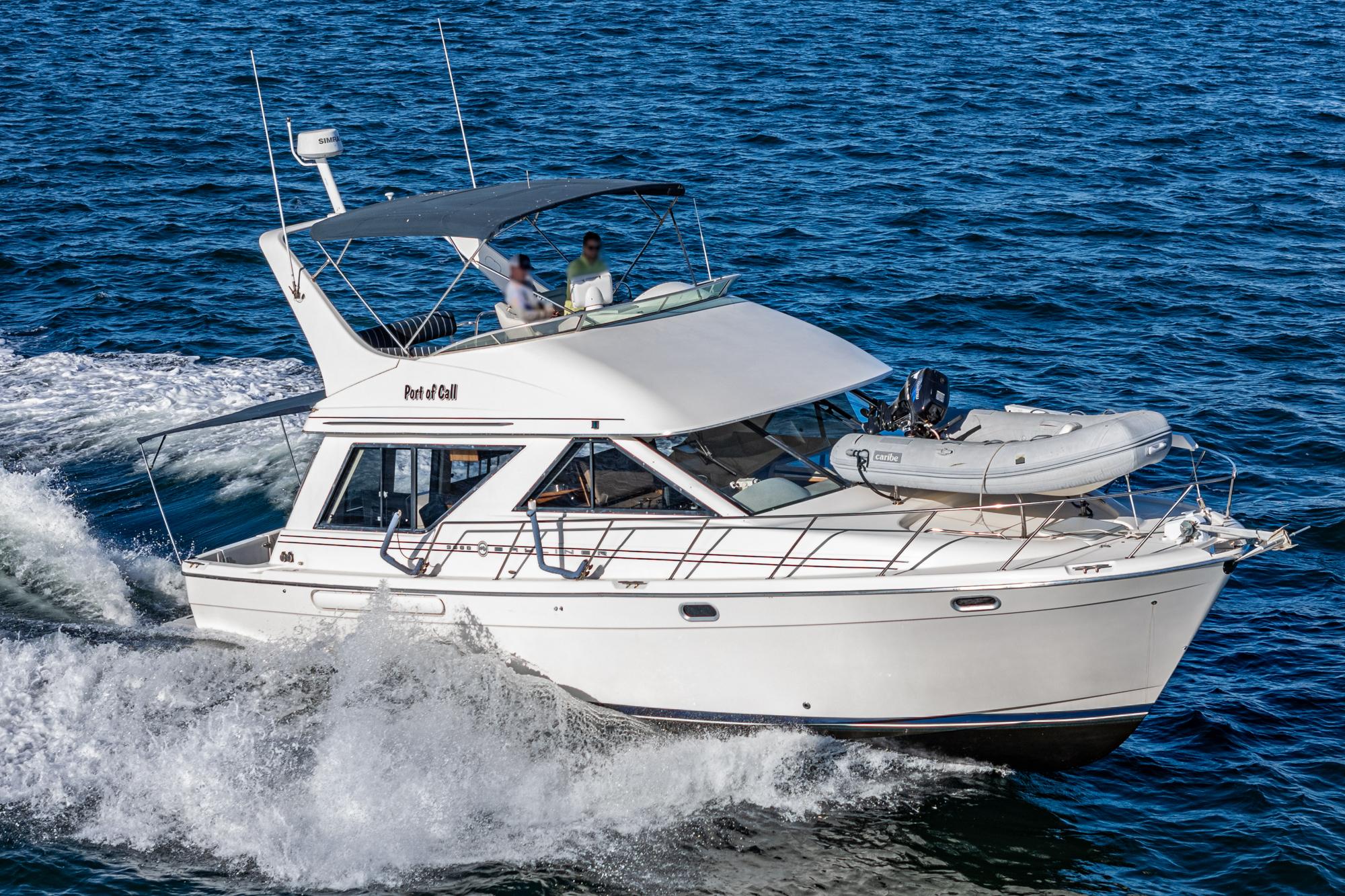 1998 Bayliner 3988 Command Bridge Motoryacht Motor Yachts for sale ...