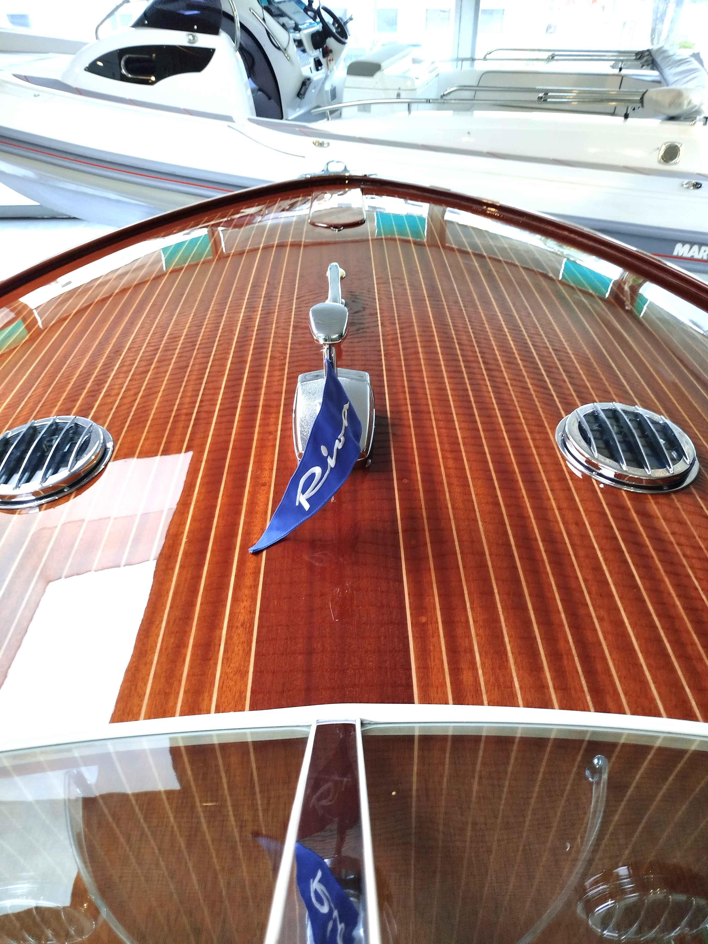 1978 Riva Aquarama Special 708 Runabout for sale - YachtWorld