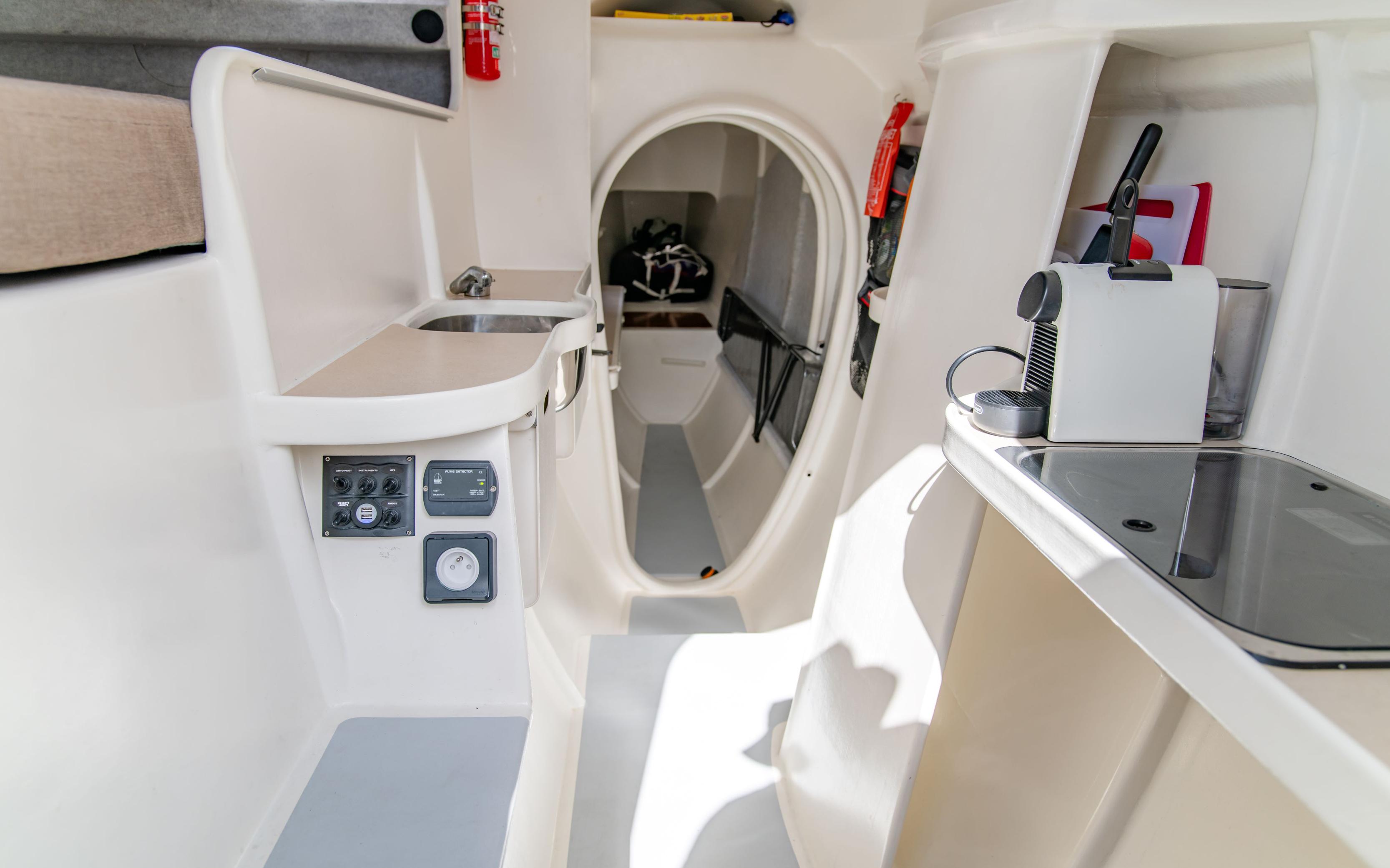 2016 Custom John Hughes Bladerunner Catamaran for sale - YachtWorld