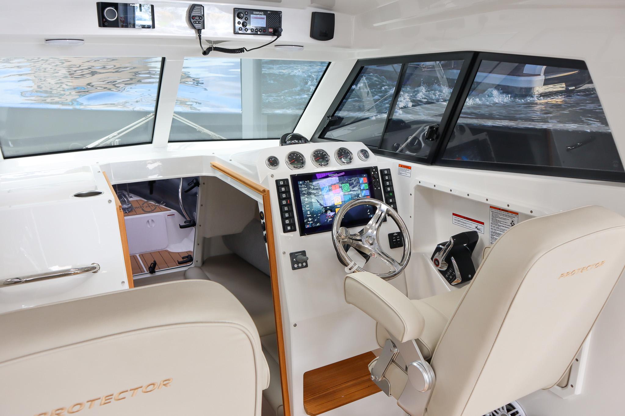 2024 Protector 310 Targa / EQUIPPED / V8 300 HP Rigid Inflatable Boats ...