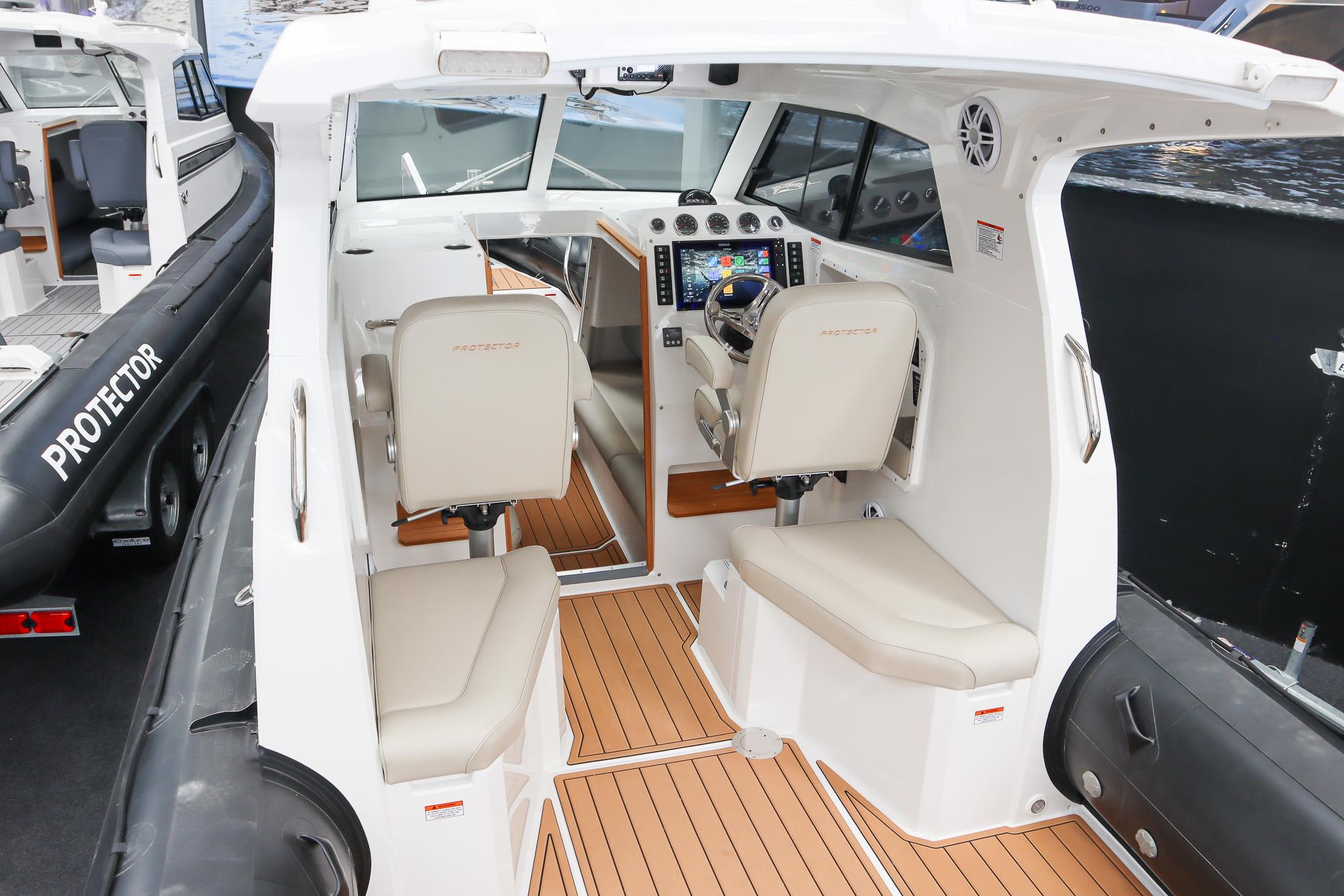 2024 Protector 310 Targa / EQUIPPED / V8 300 HP Rigid Inflatable Boats ...