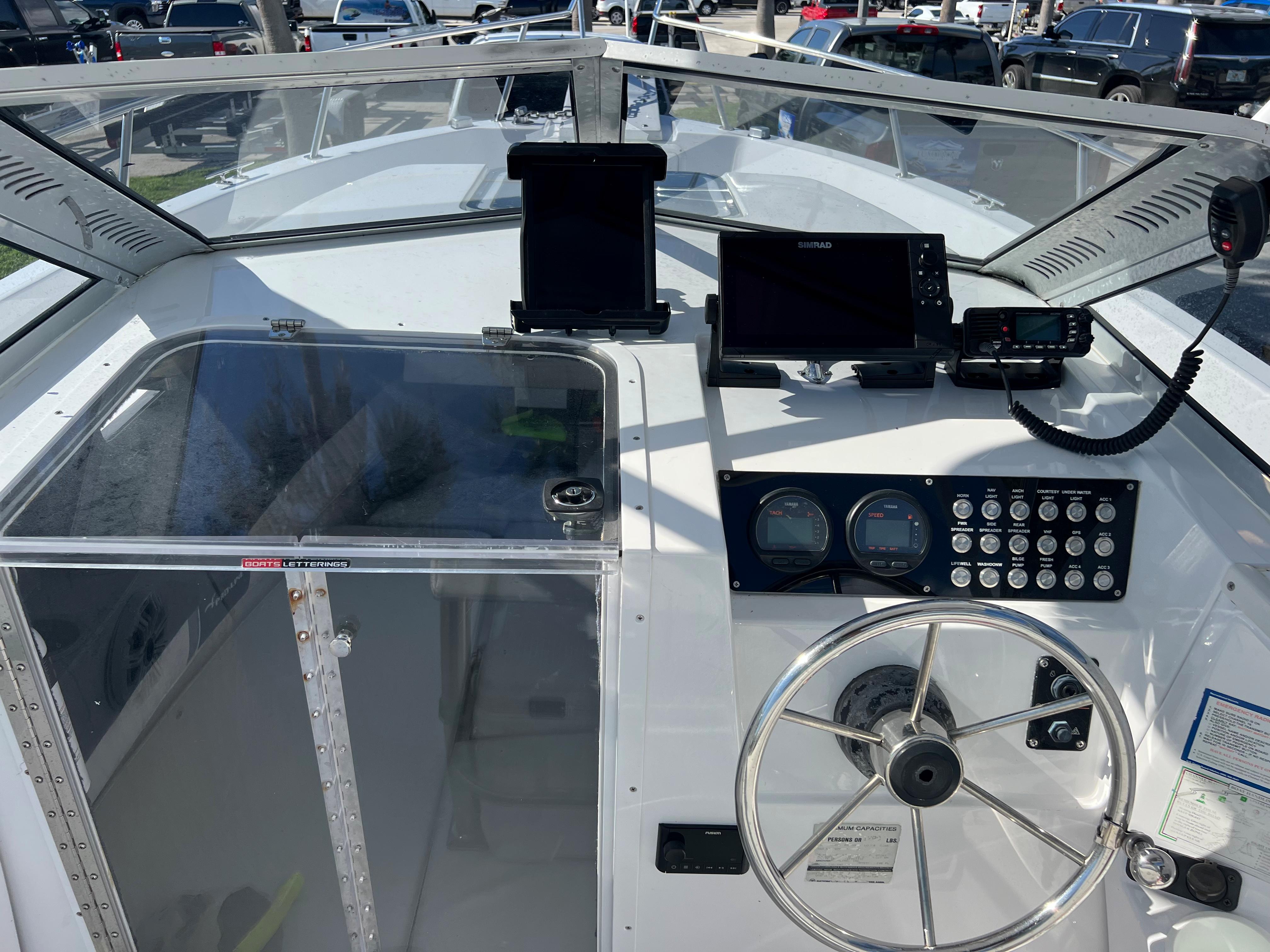 1992 Pro-Line 230 Wa Walkaround for sale - YachtWorld