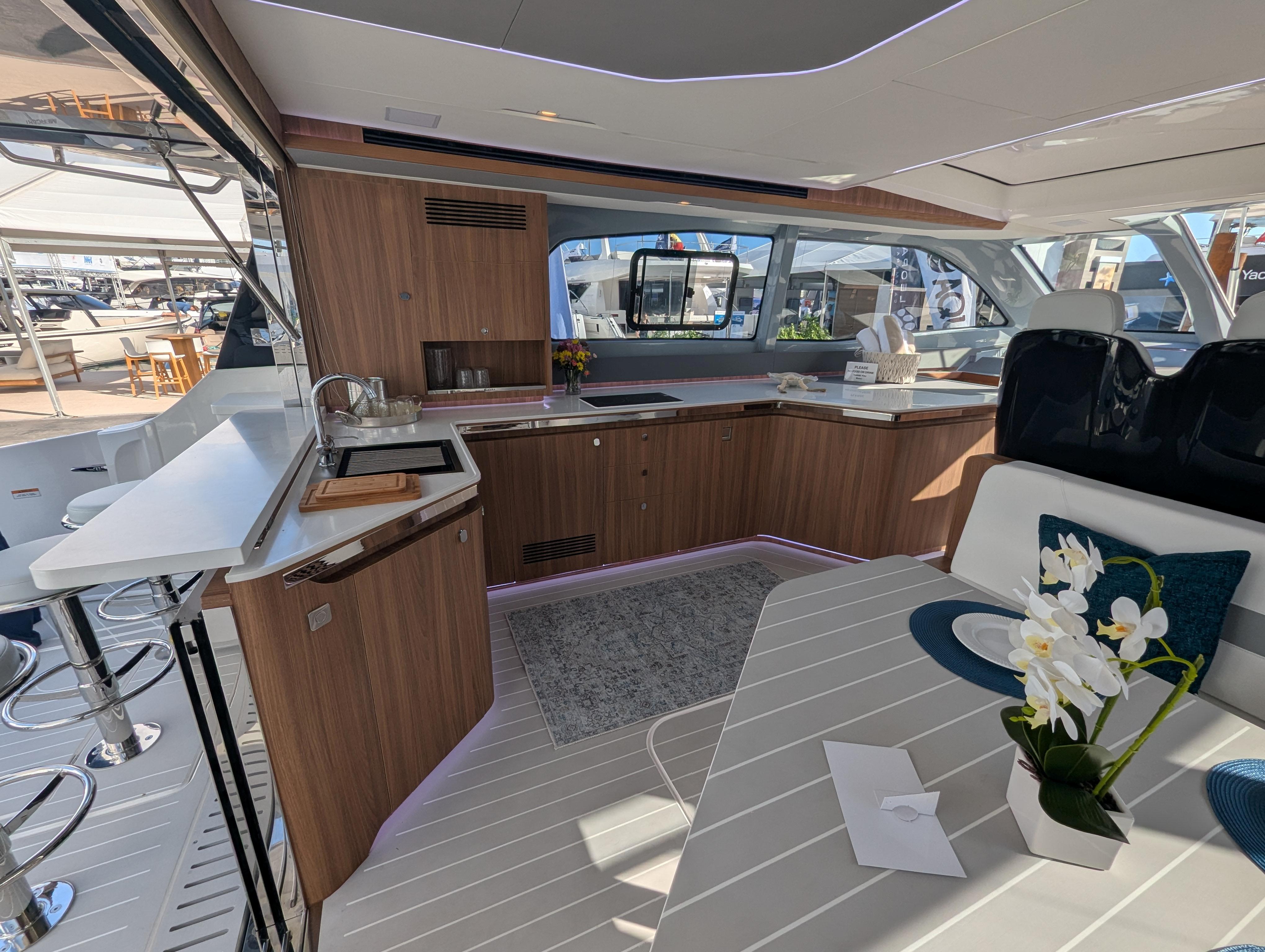 2026 Aquila 46 Coupe Cruiser for sale - YachtWorld