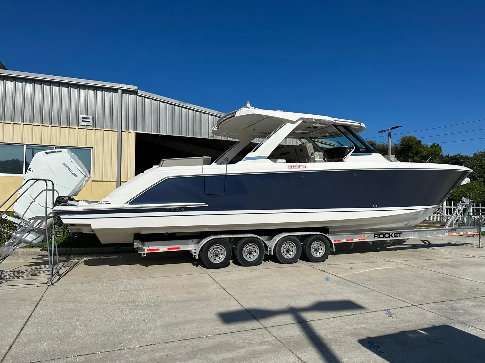 2024 Tiara Yachts 43 LS Motor Yachts for sale - YachtWorld