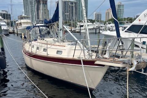1995 Island Packet 37 Cruiser for sale - YachtWorld