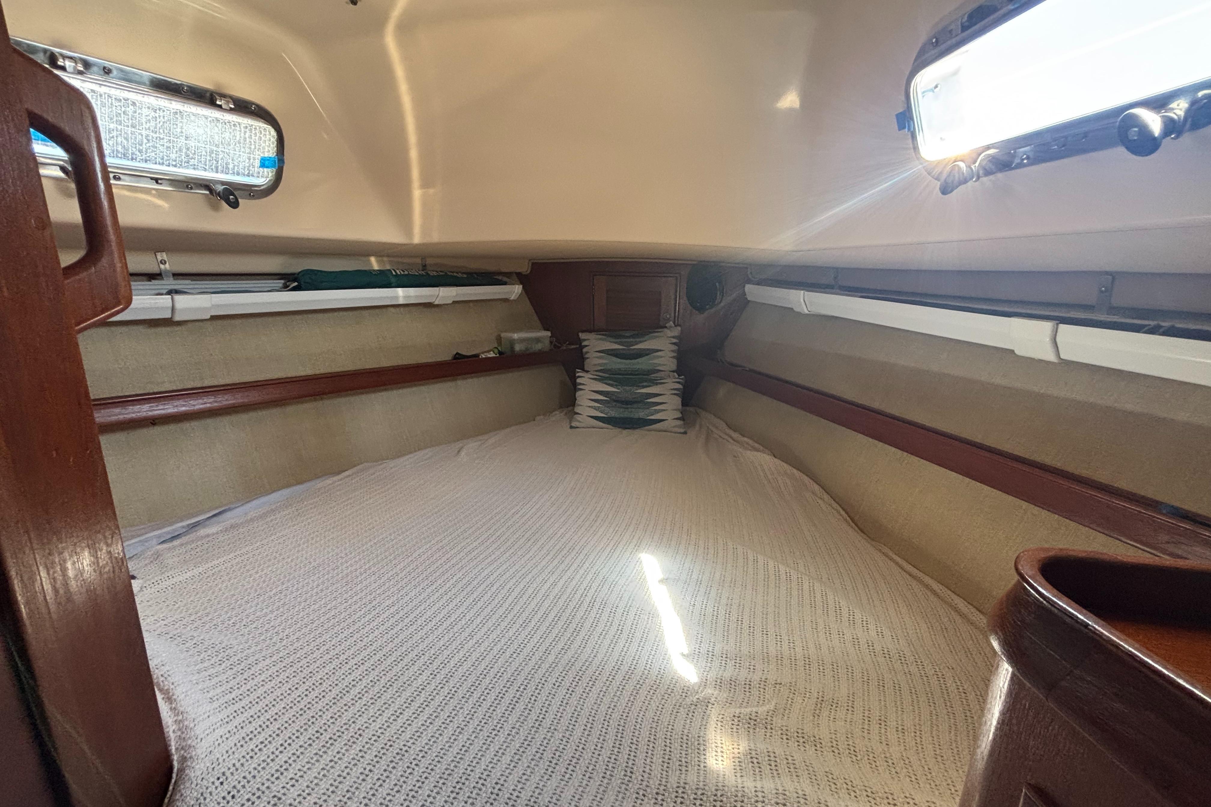 1995 Island Packet 37 Cruiser for sale - YachtWorld