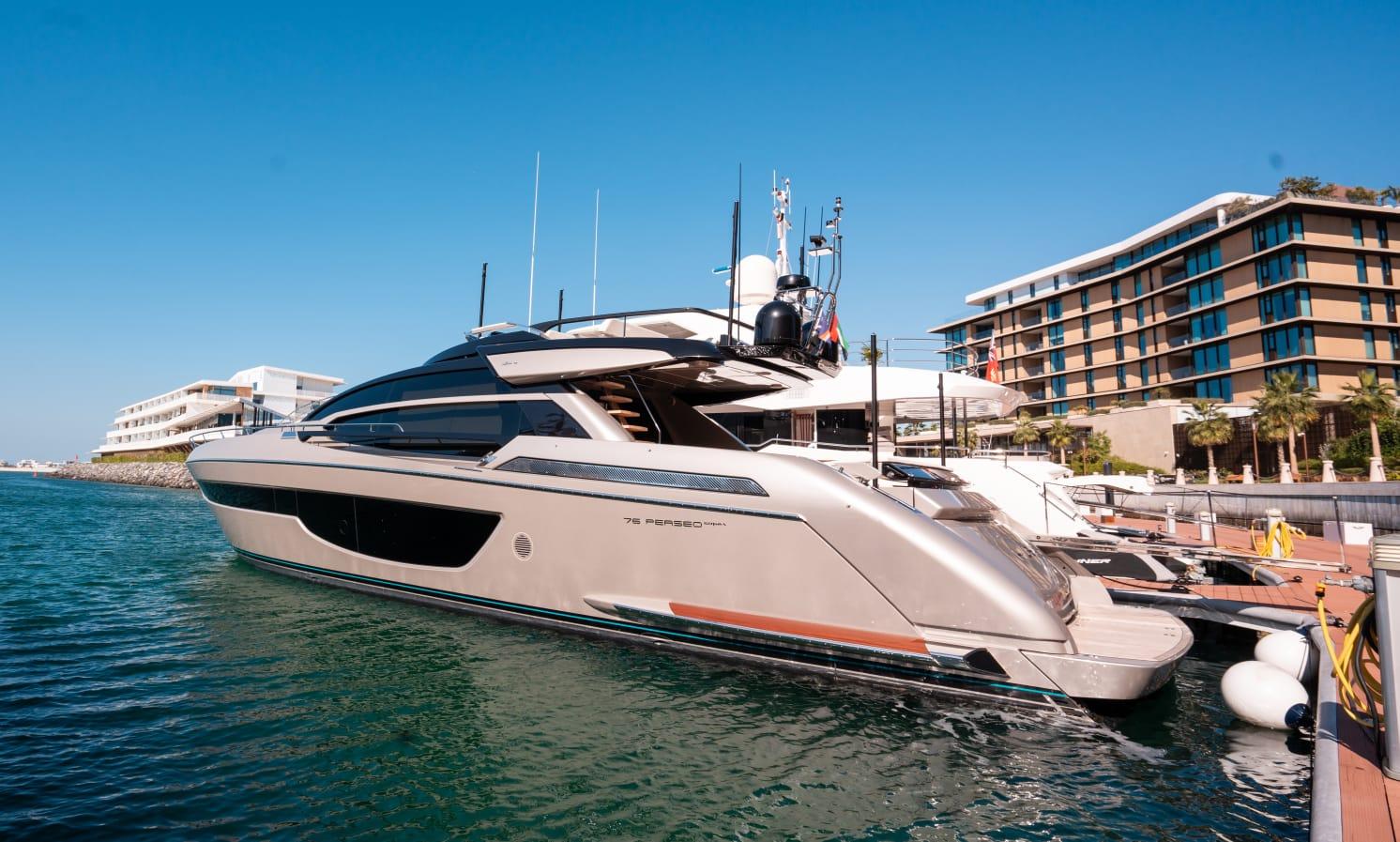 Riva 76' PERSEO SUPER | 2023 | 23m | Boatshop24