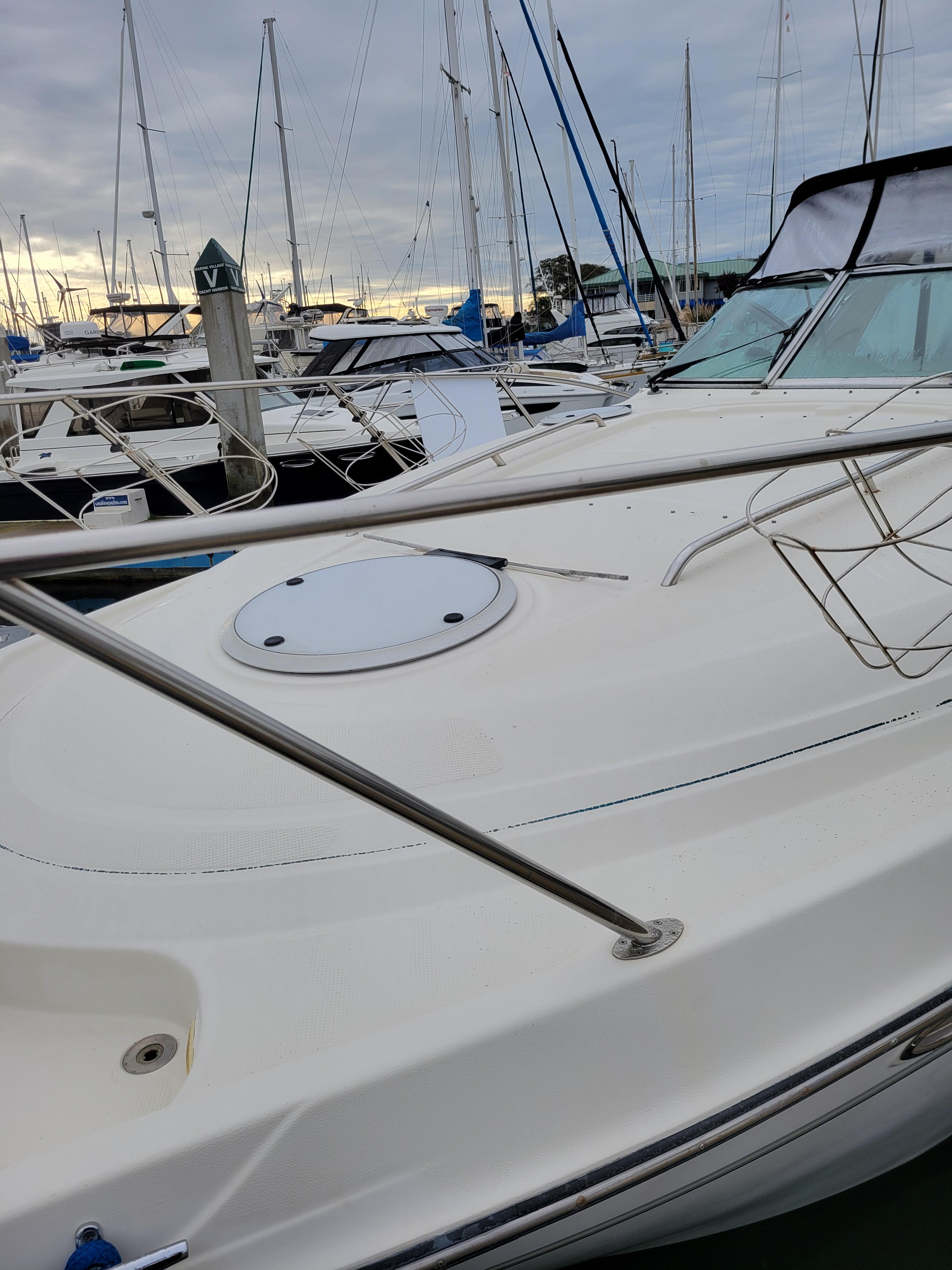 1997 Maxum 3000 SCR Express Cruiser for sale - YachtWorld